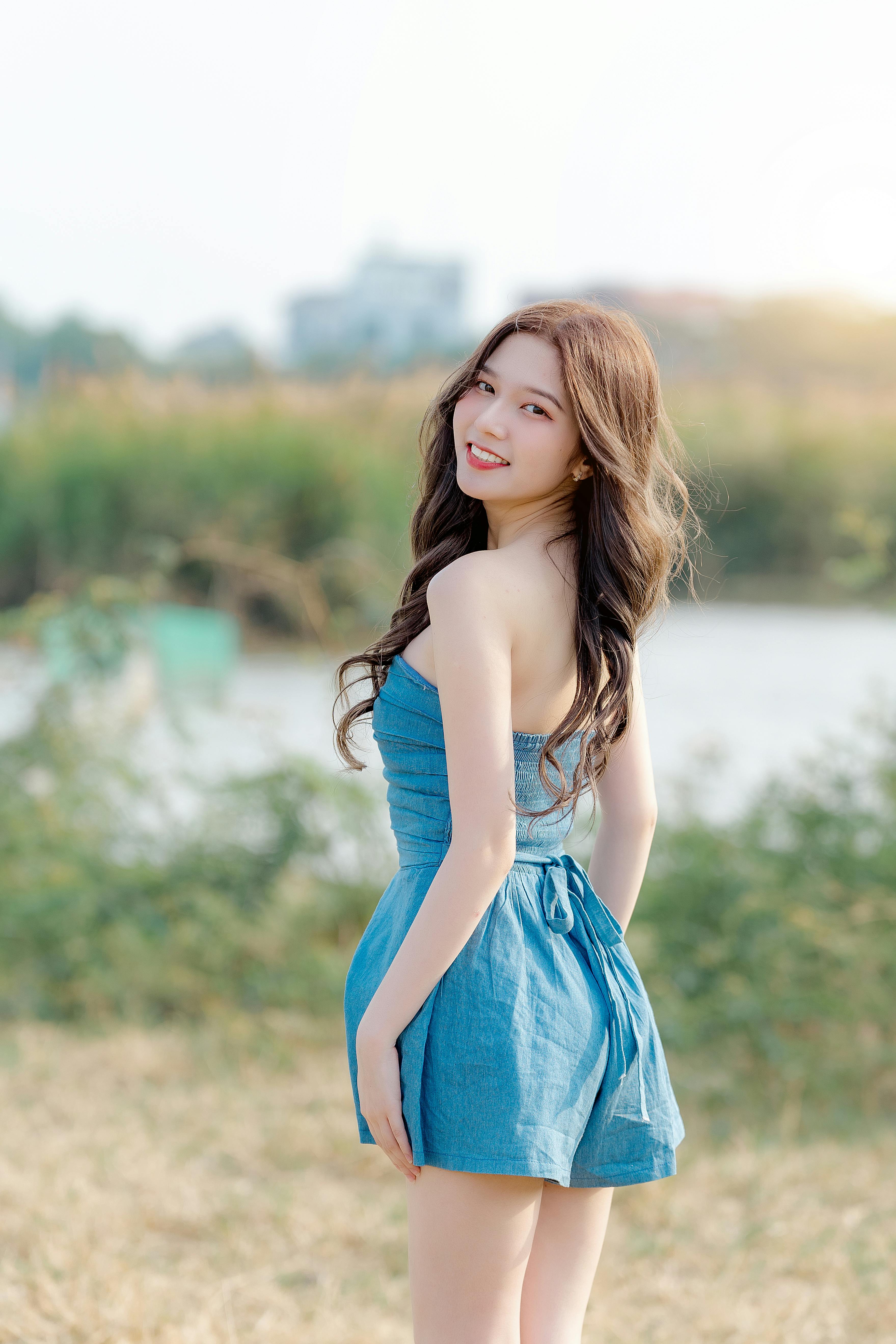 Blue Dress Model Photos, Download The BEST Free Blue Dress Model Stock ...