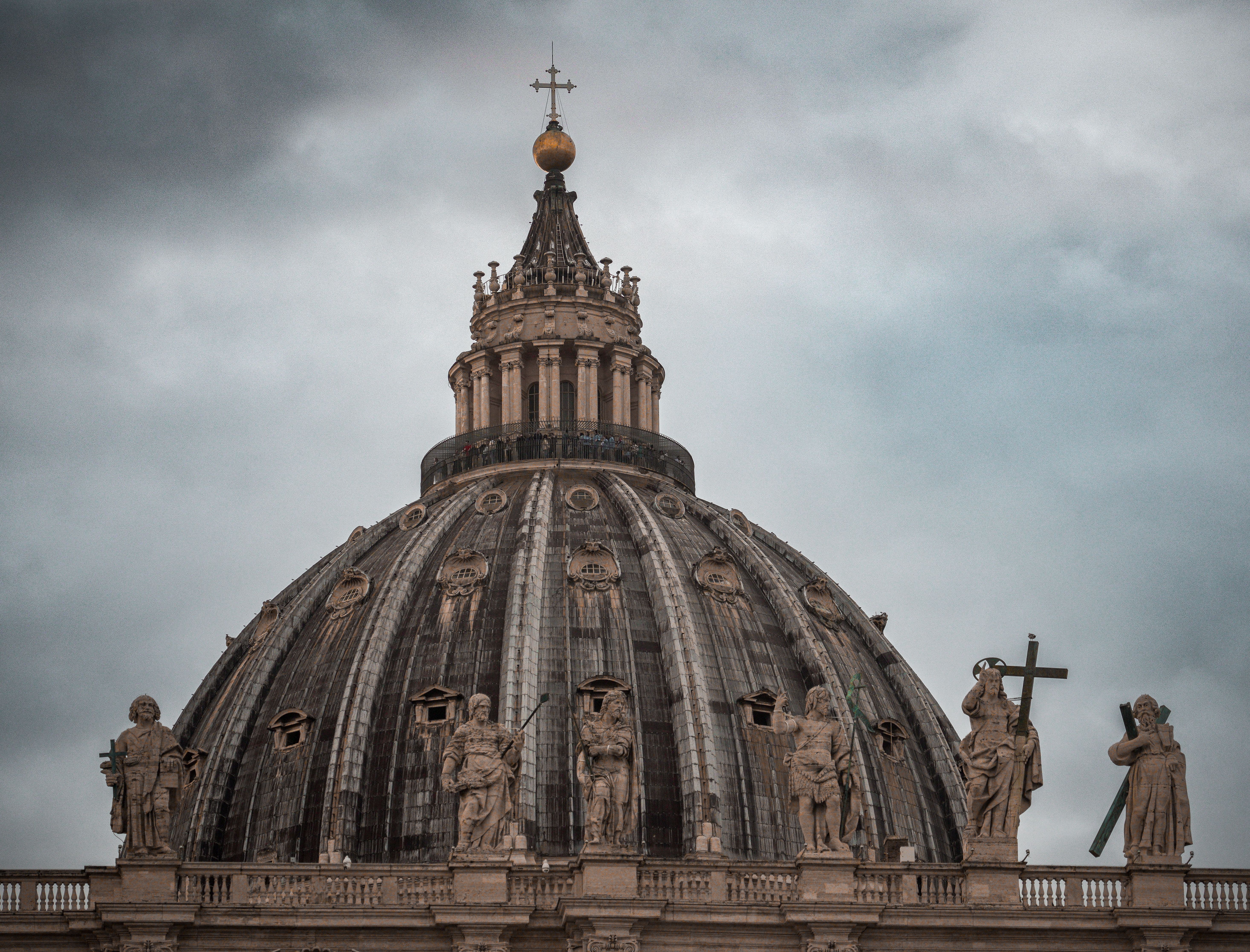 Dome of St Peters Basilica in Rome · Free Stock Photo