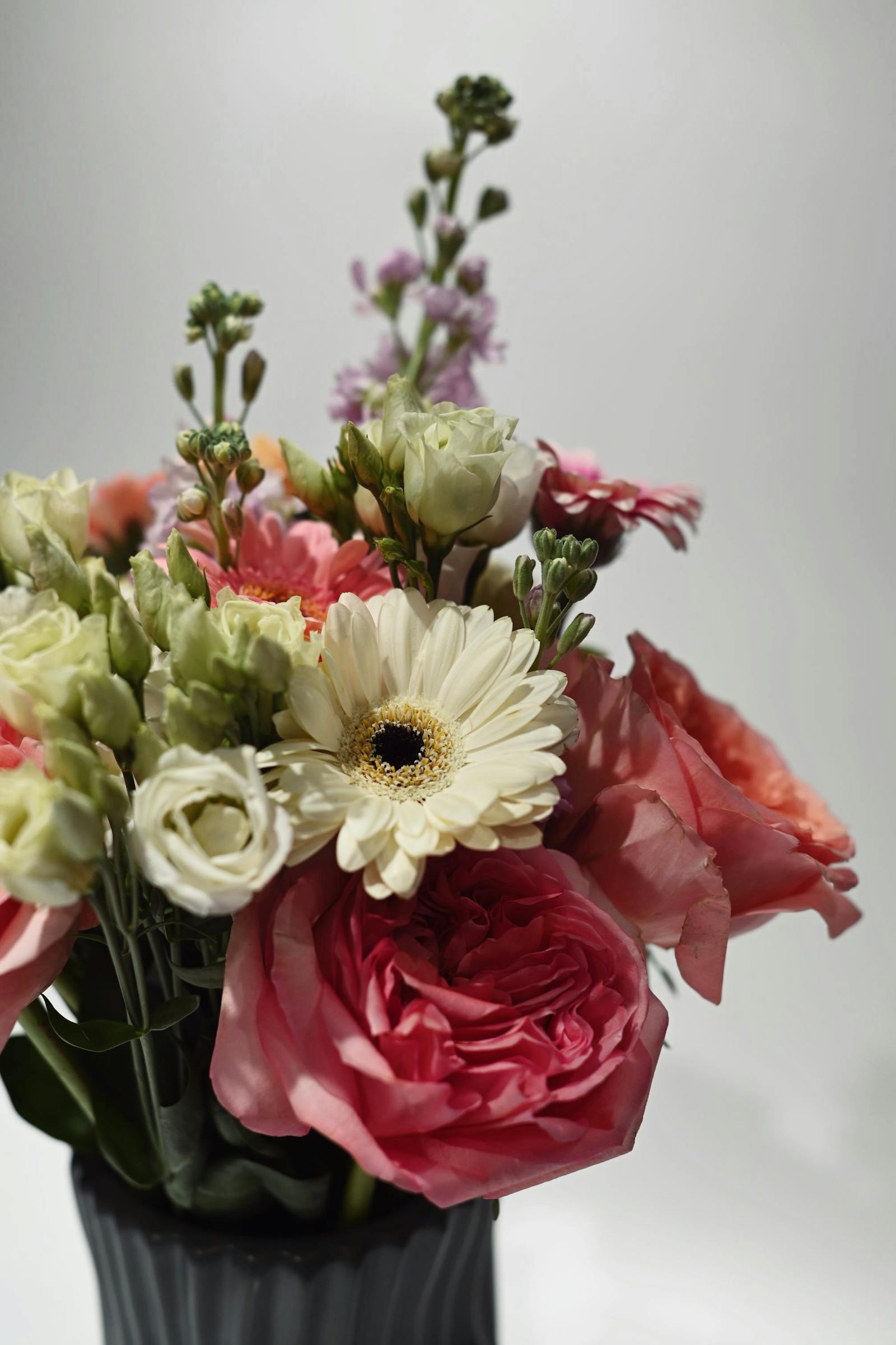 Flowers Vase Photos, Download The BEST Free Flowers Vase Stock Photos ...