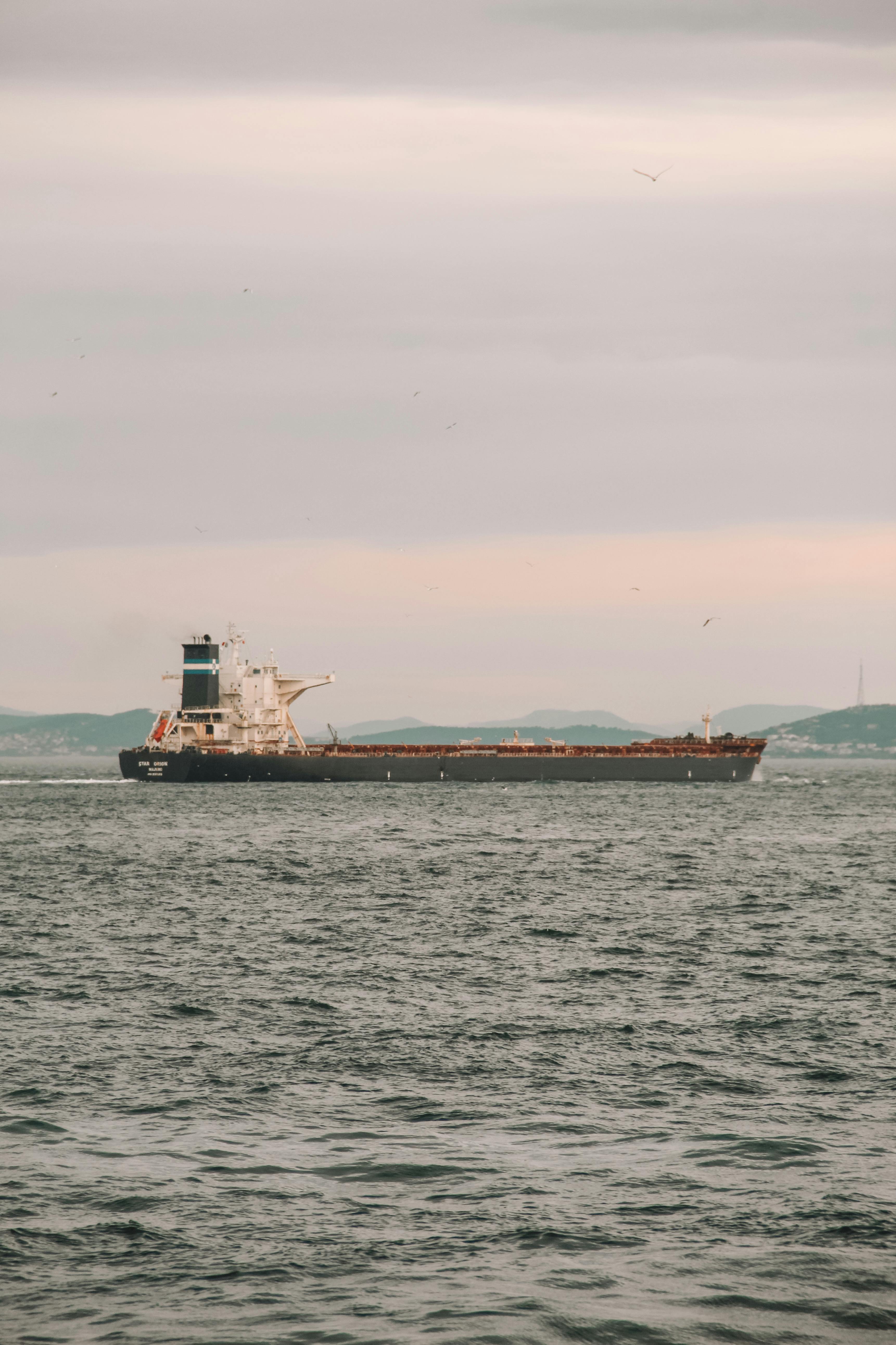 Marmor Barge Photos, Download The BEST Free Marmor Barge Stock Photos ...