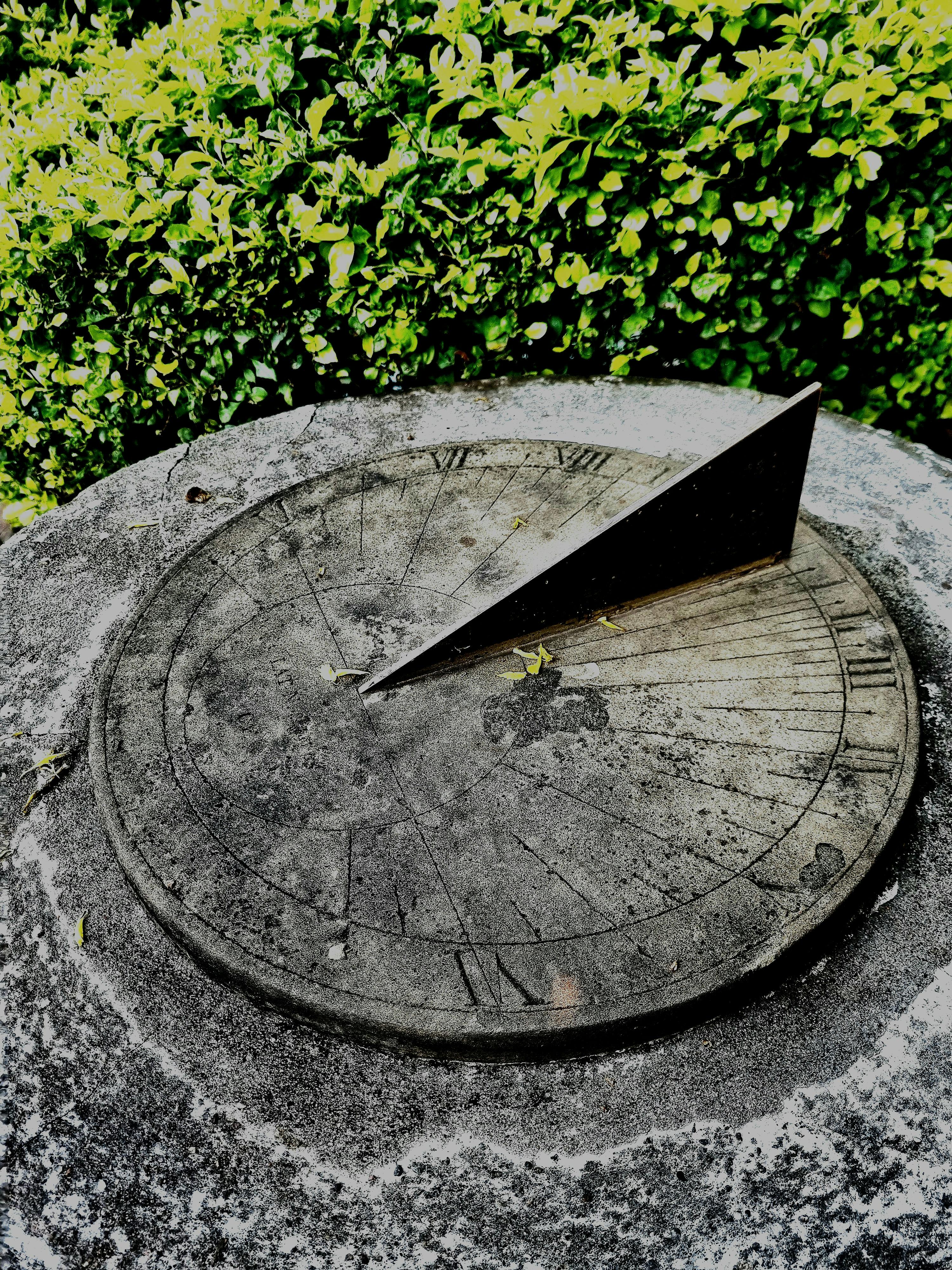 Sundial Photos, Download The BEST Free Sundial Stock Photos & HD Images