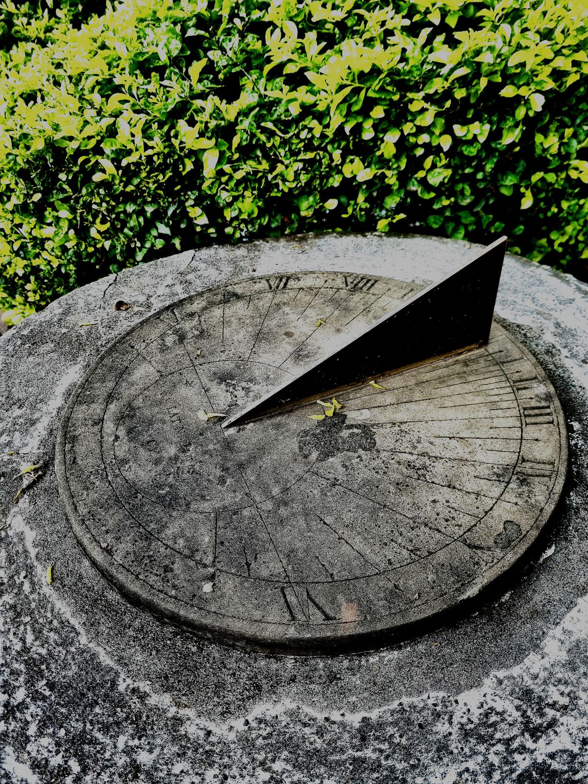 Sundial Photos, Download The BEST Free Sundial Stock Photos & HD Images