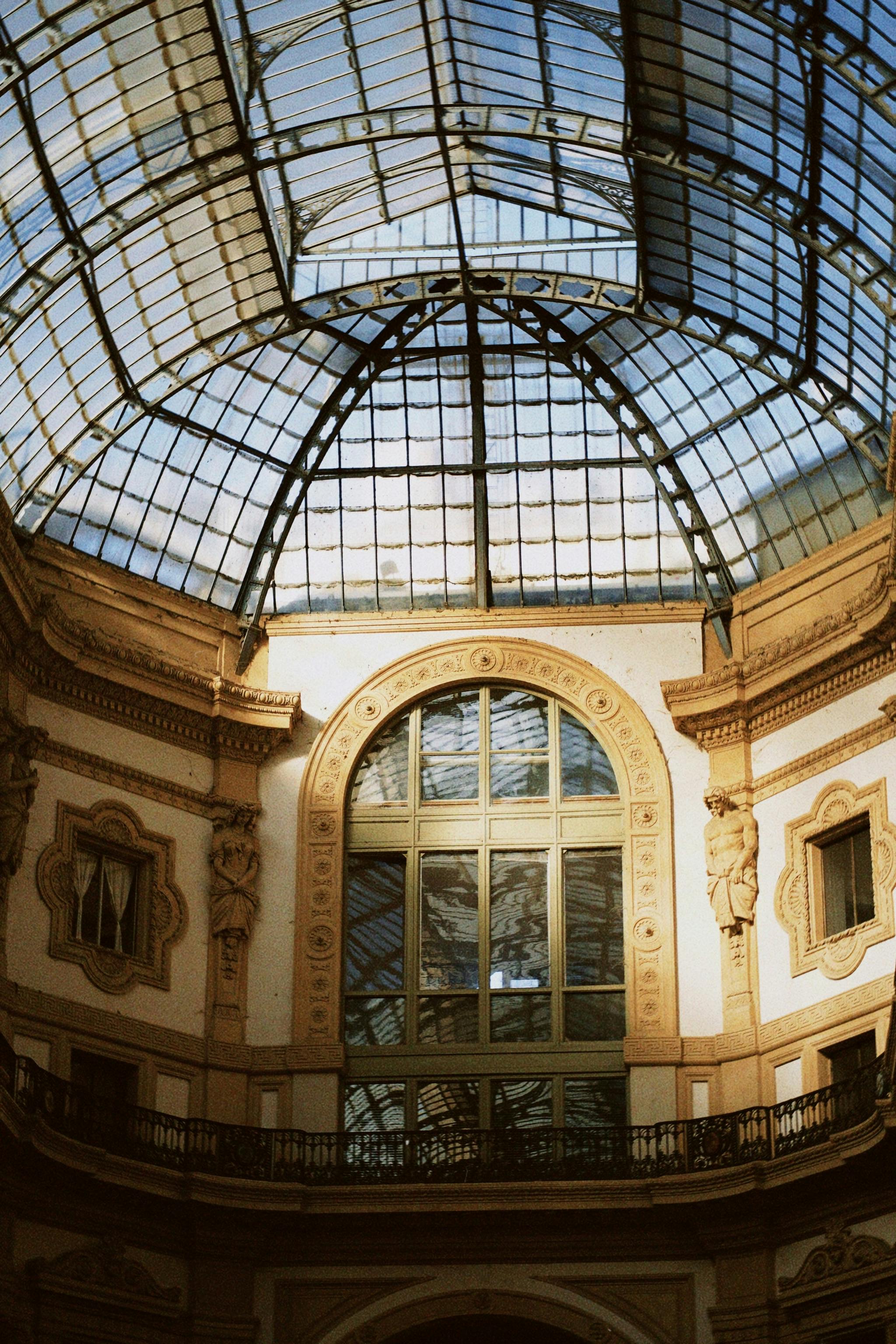 Sunlight Shining through Glass Ceiling of Classical Building · Free ...