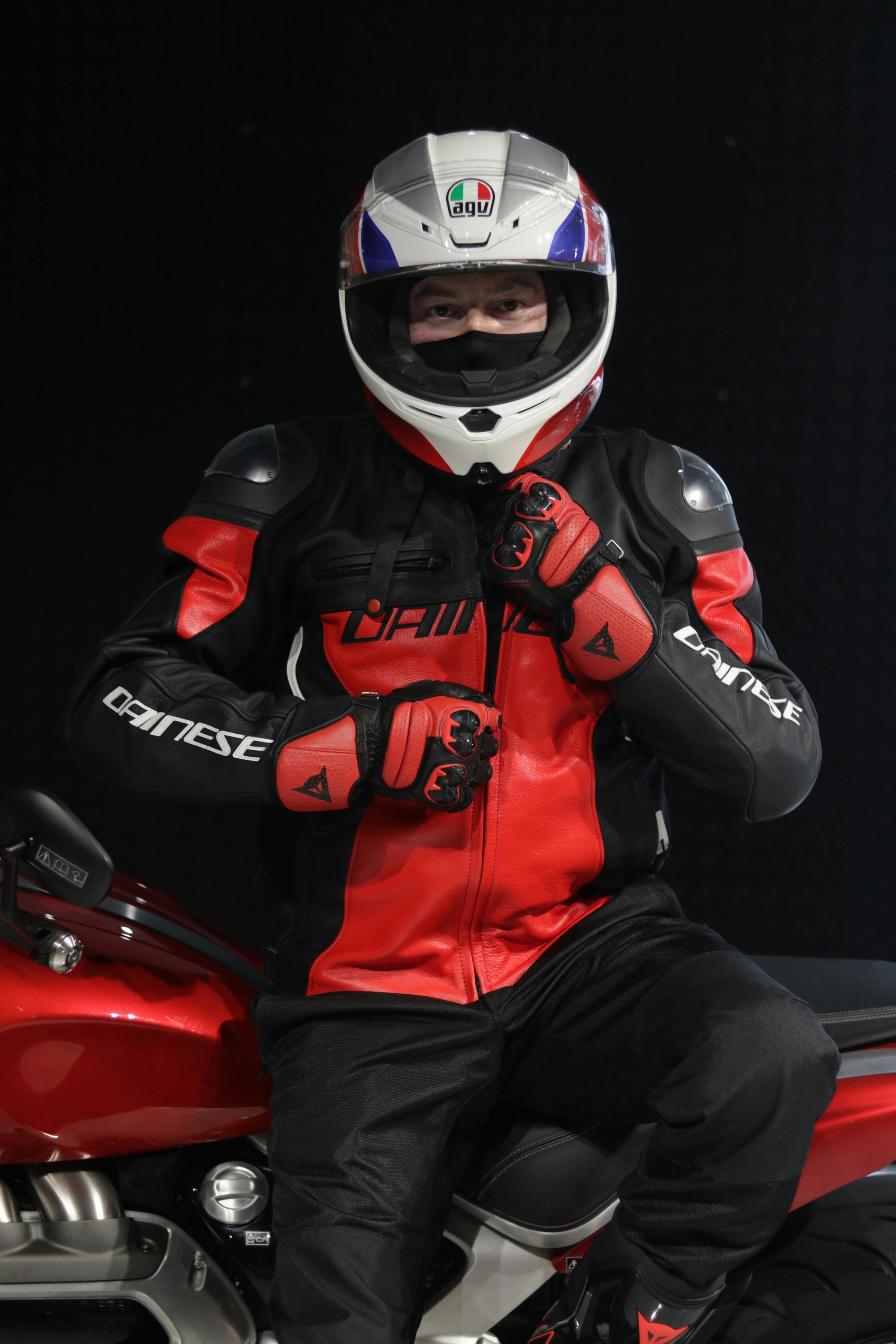 Man in Helmet and Motorbike Suit · Free Stock Photo