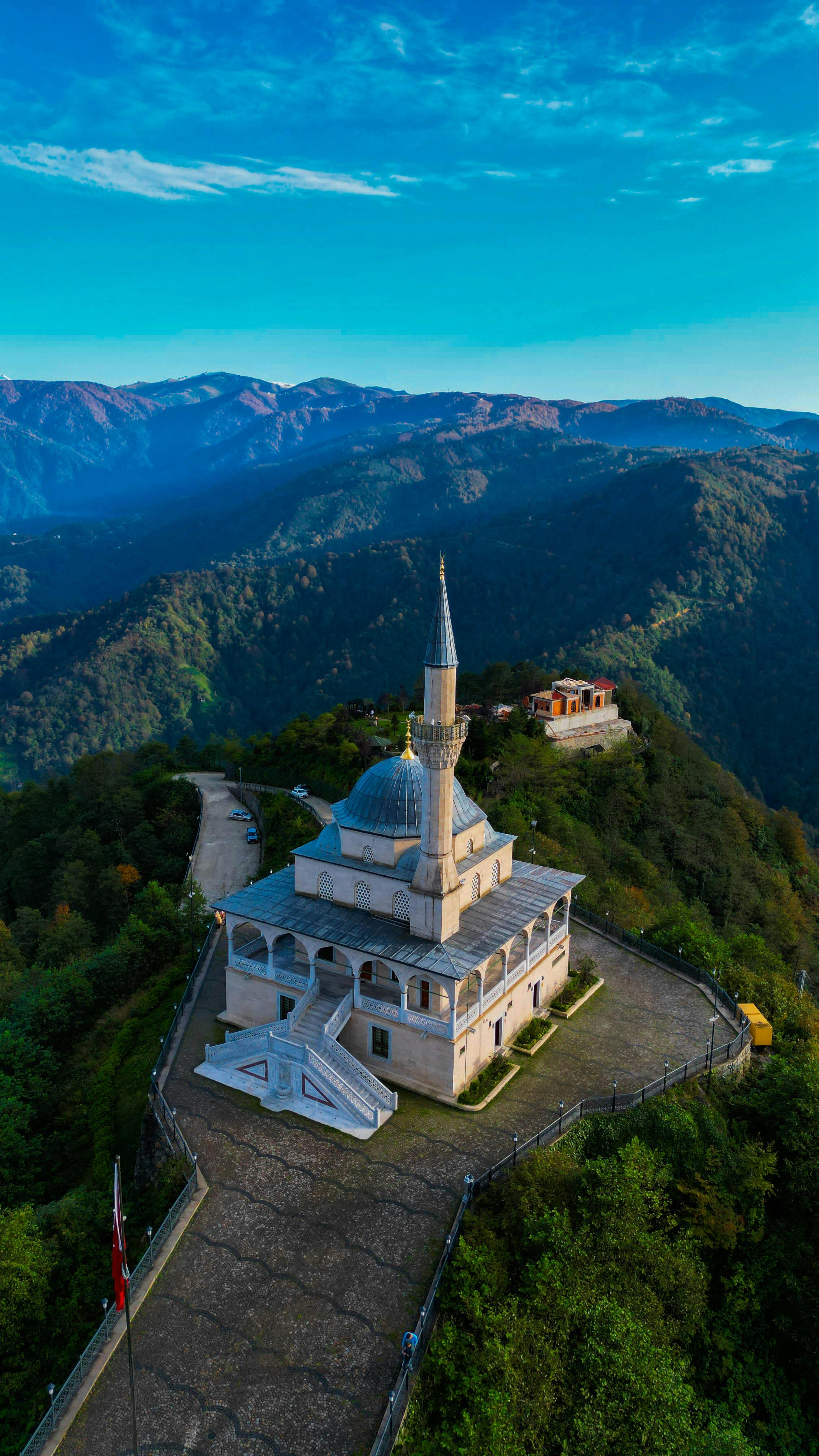 Haci Hafiz Yusuf Yilmaz Mosque in Guneysu in Turkey · Free Stock Photo