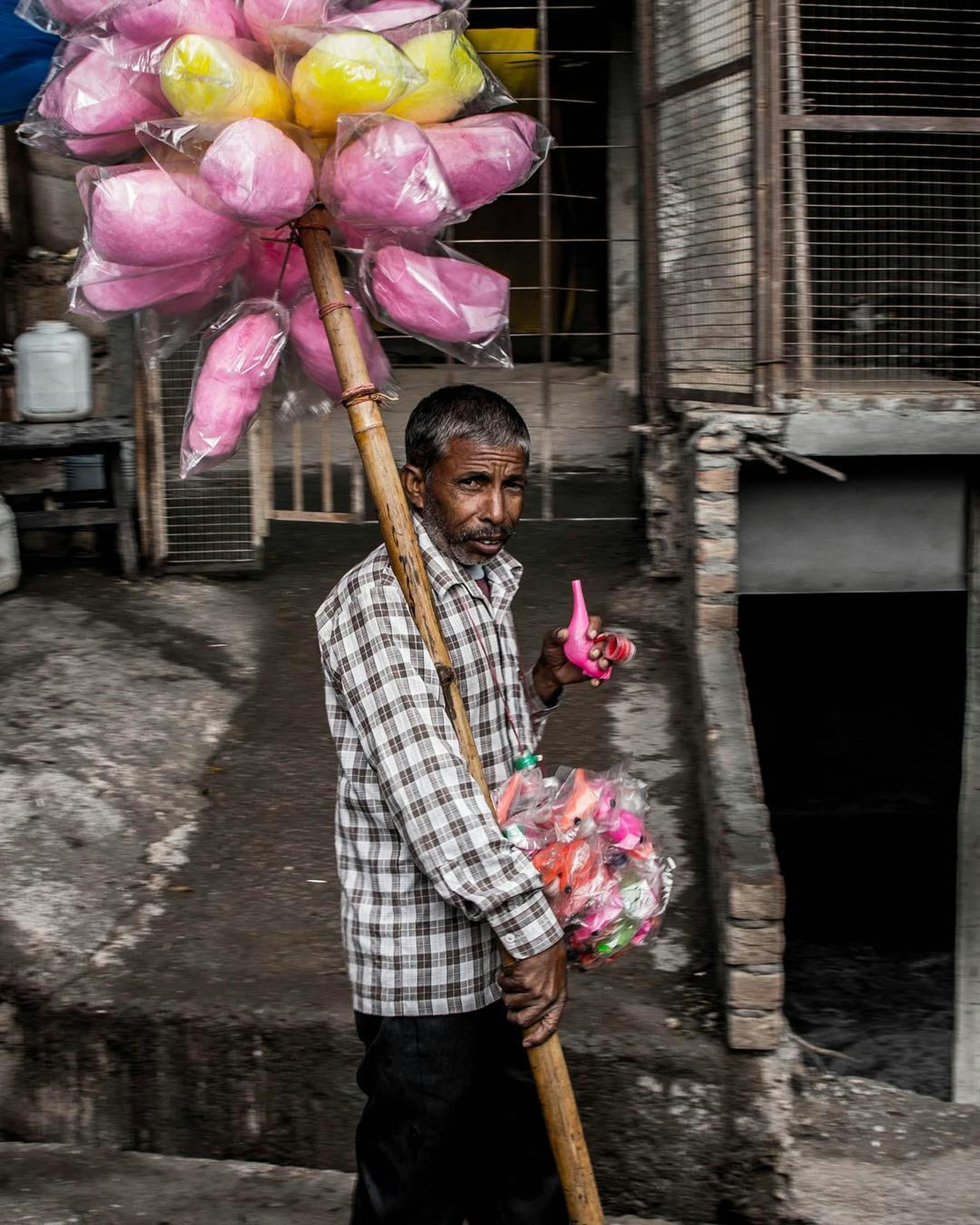 Street Cotton Candy Vendor · Free Stock Photo