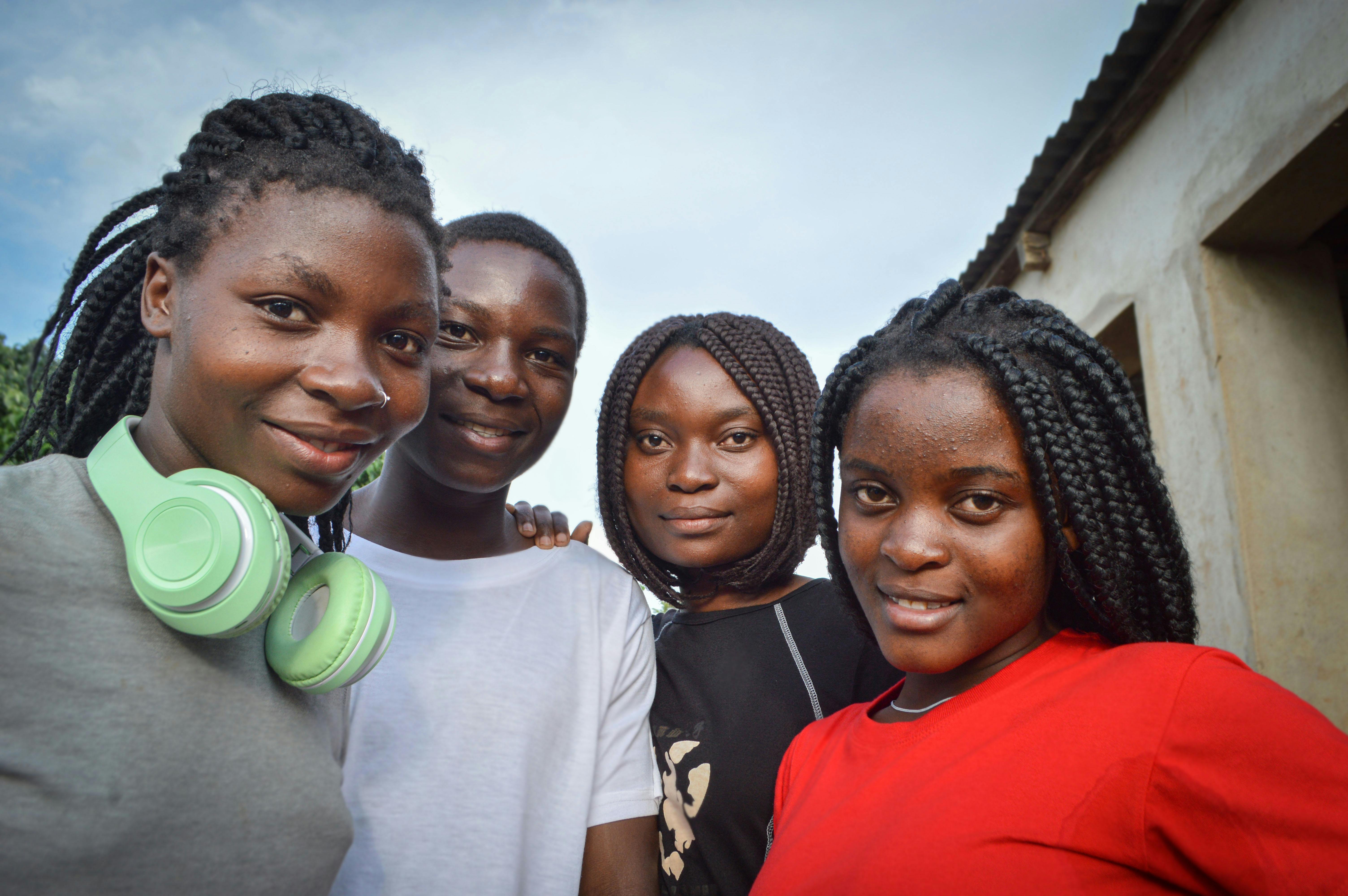 Group in Braids · Free Stock Photo