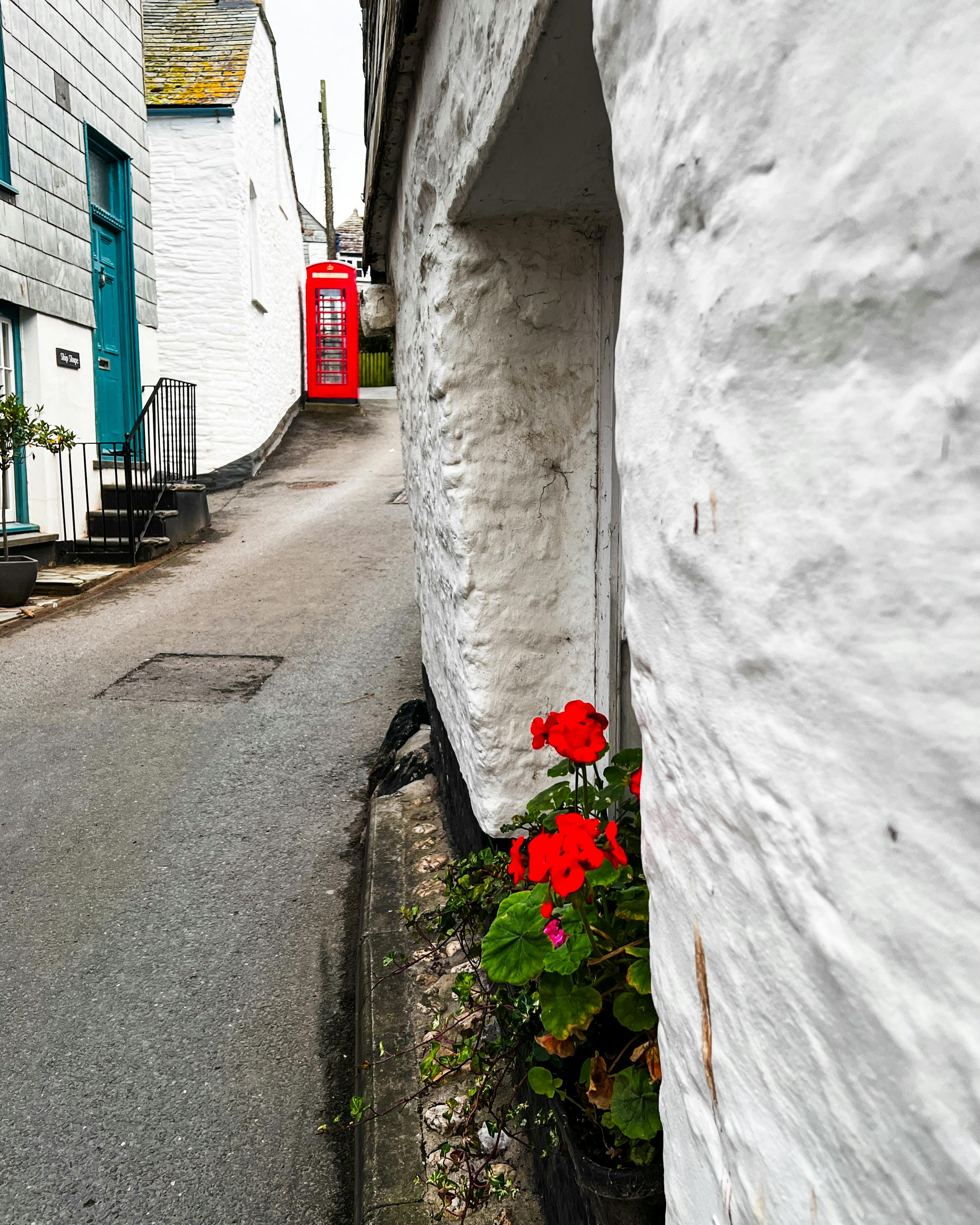 UK 21 Photos & Videos Collected by Ben Prater