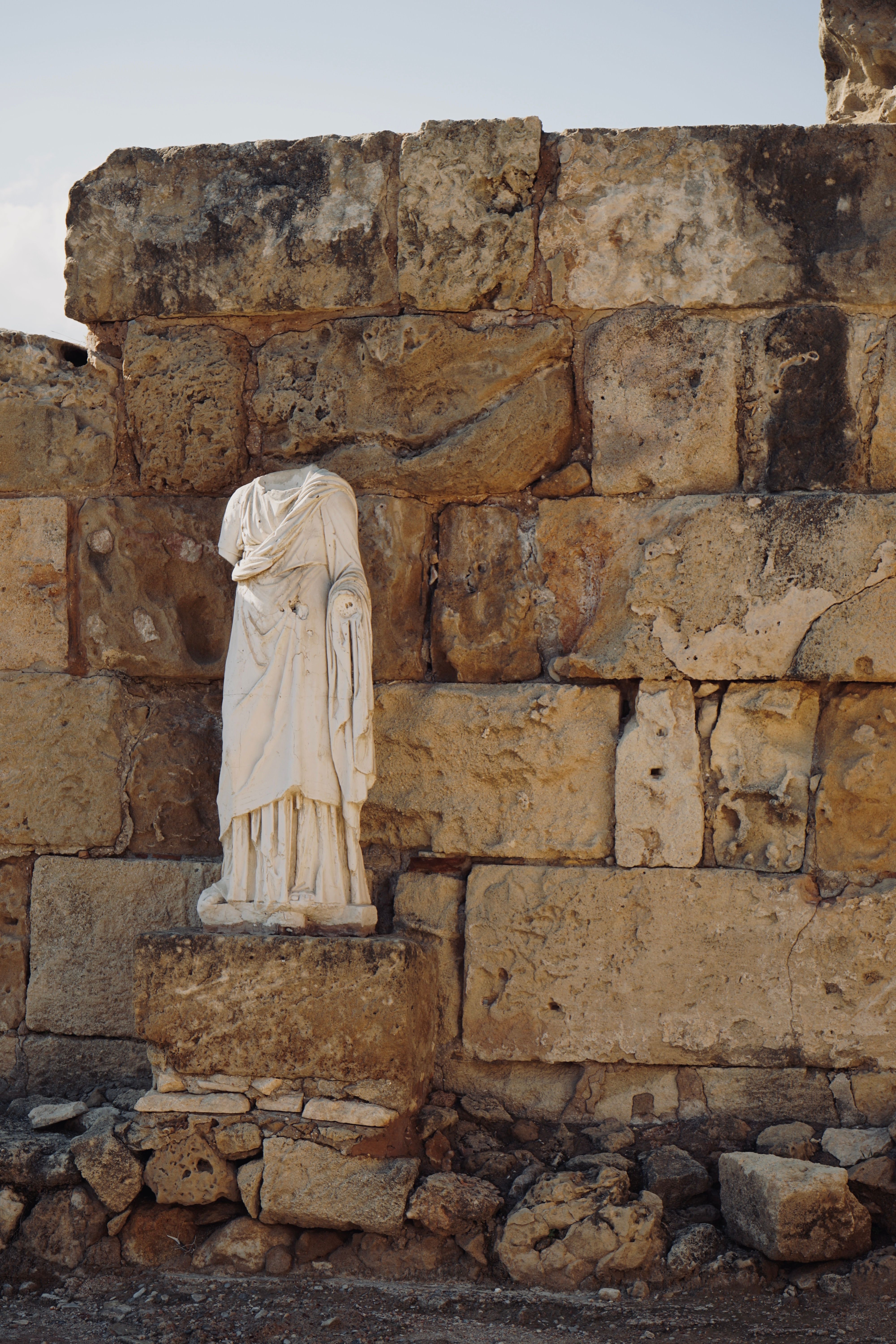 Wall in Ancient Ruins · Free Stock Photo