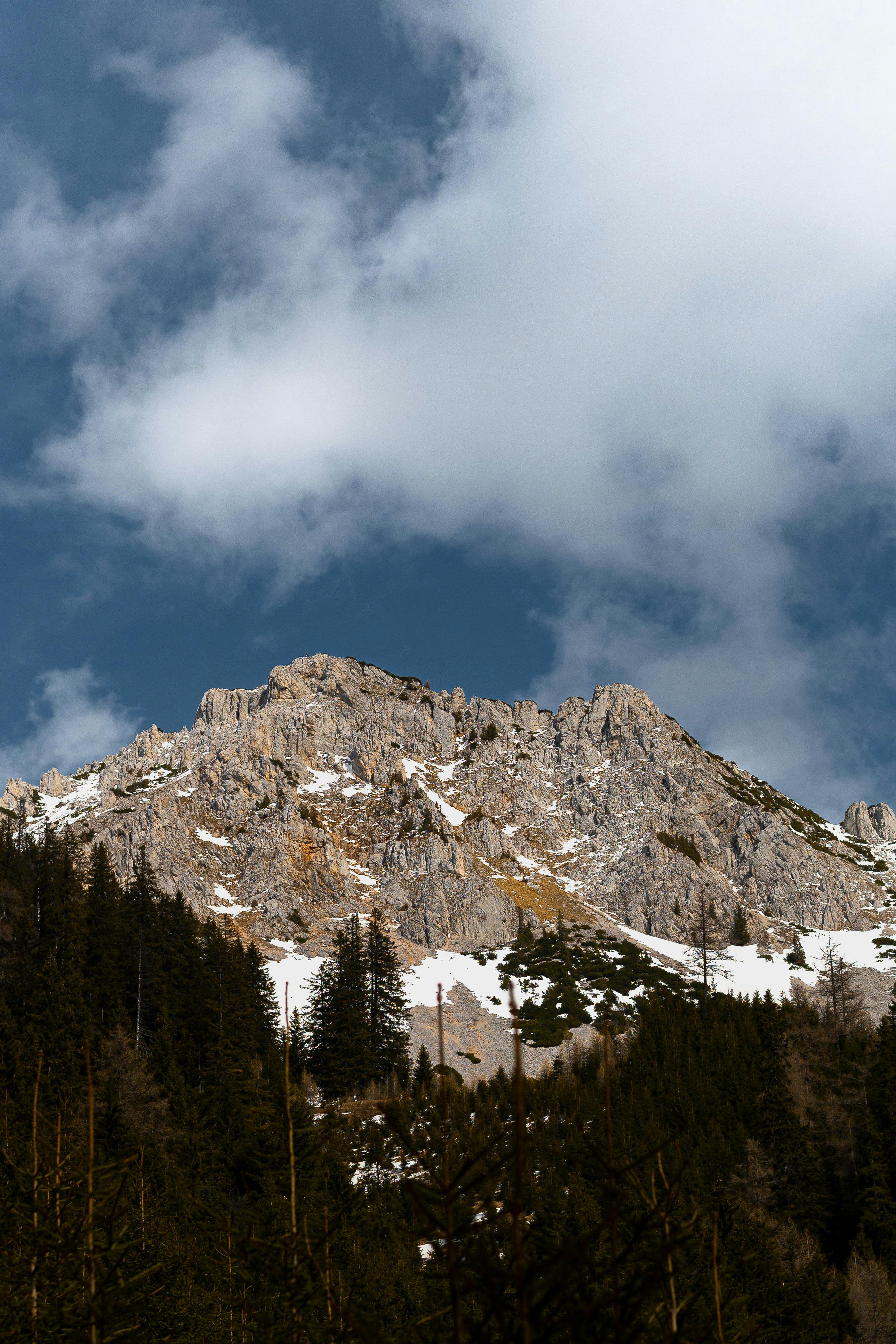 Stone and Sharp Mountain Range · Free Stock Photo