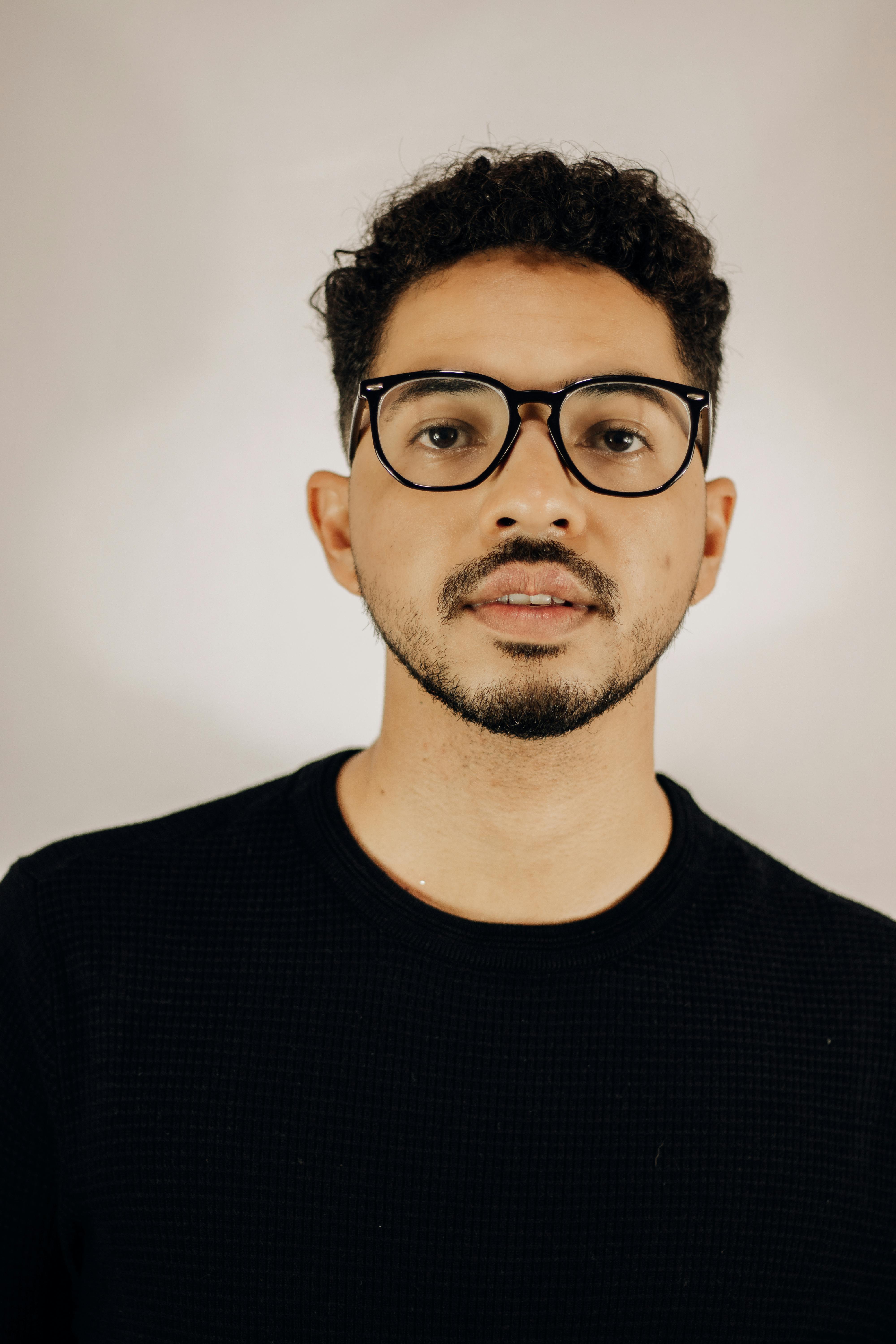 A Curios Face Man Photos, Download The BEST Free A Curios Face Man ...