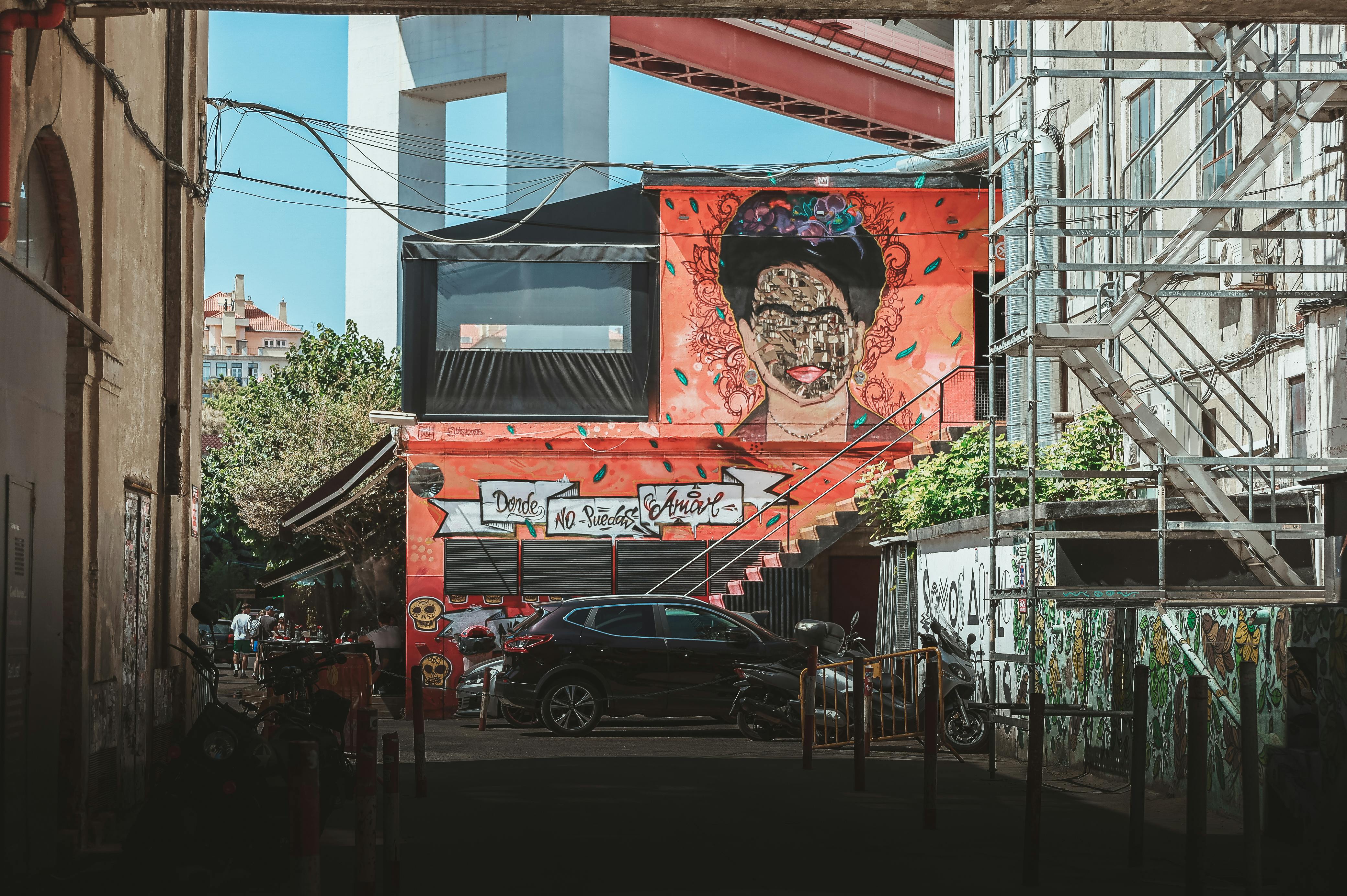 Mural with Frida Kahlo · Free Stock Photo