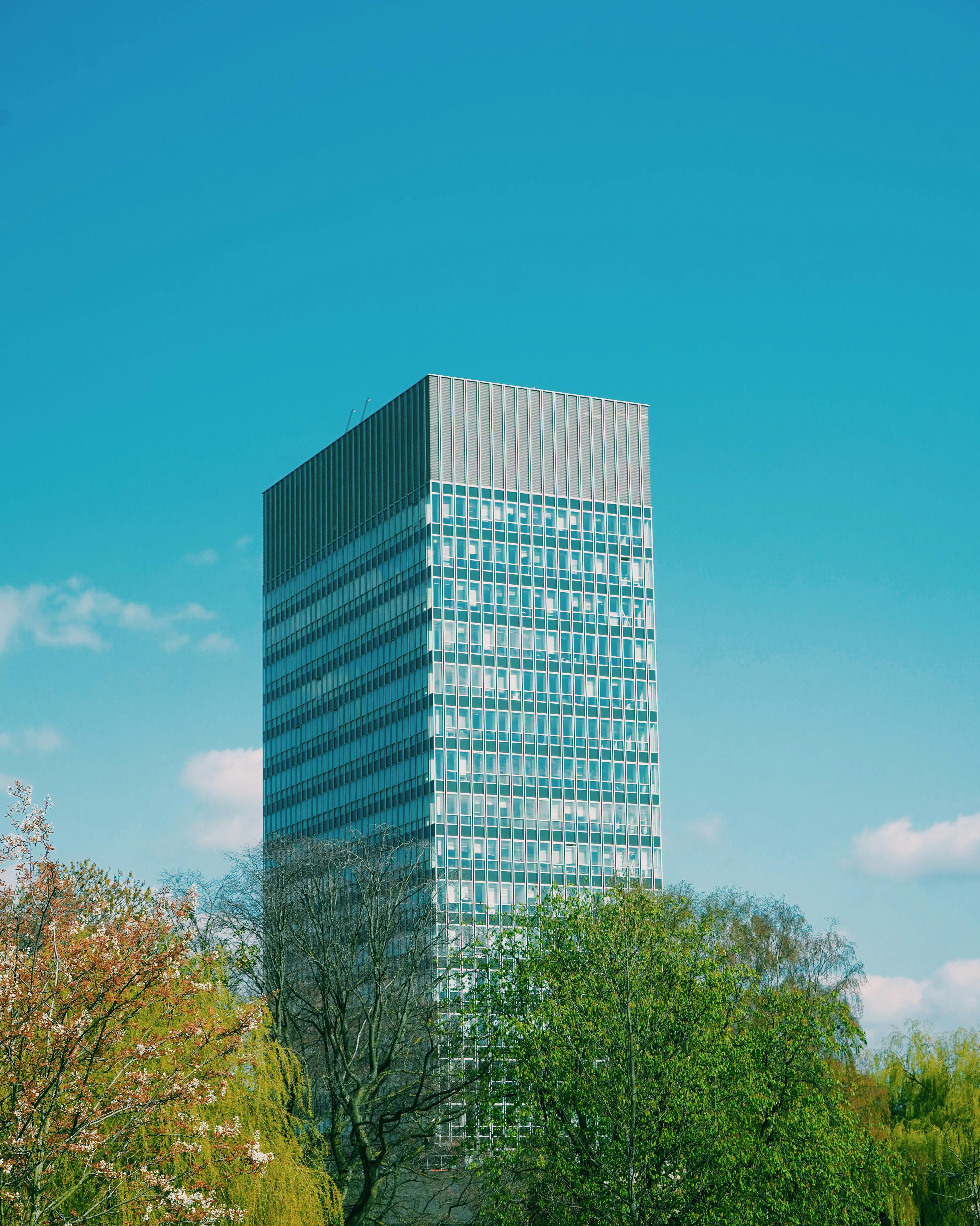 Arts Tower in Sheffield · Free Stock Photo