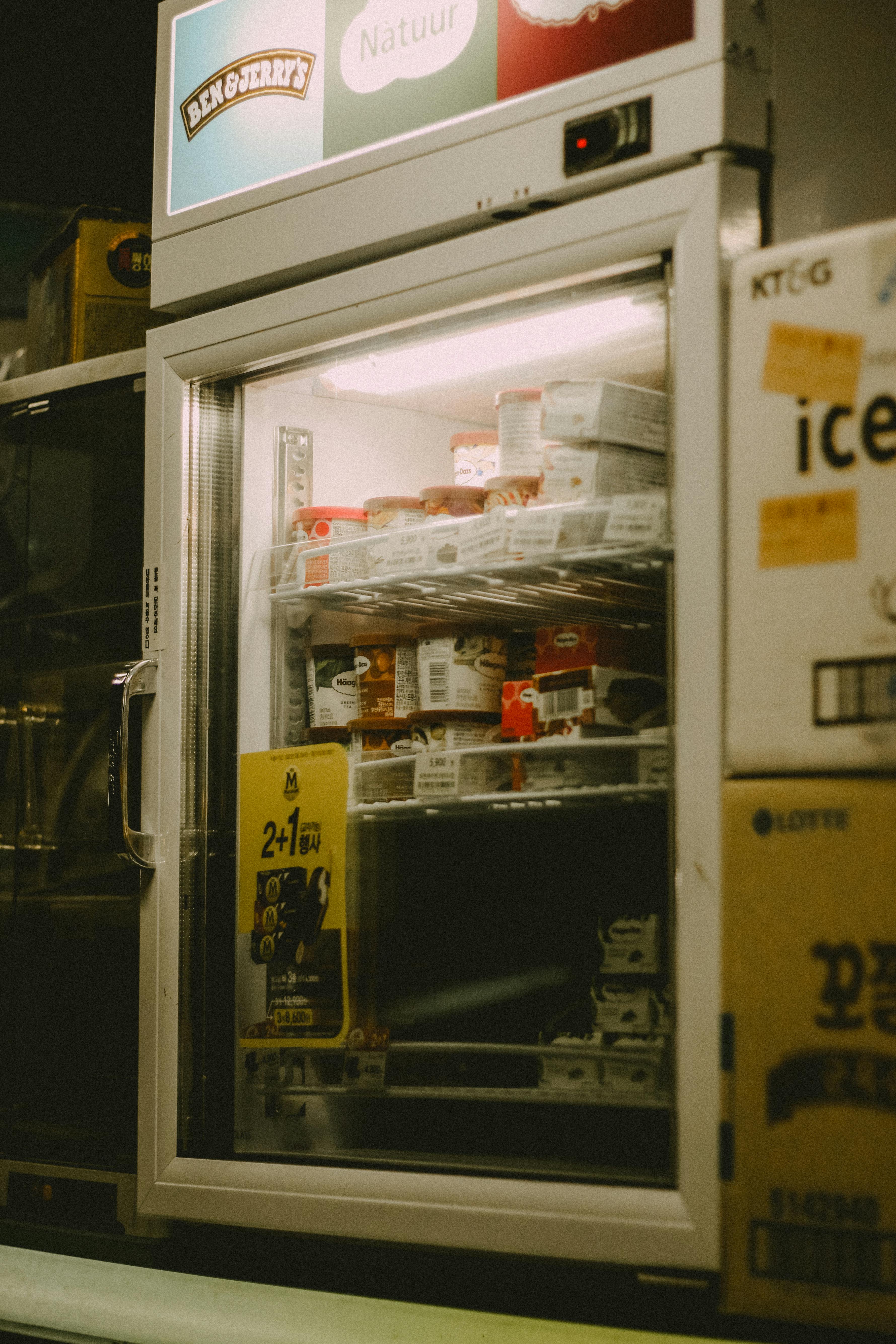 Freezer Doors Photos, Download The BEST Free Freezer Doors Stock Photos ...