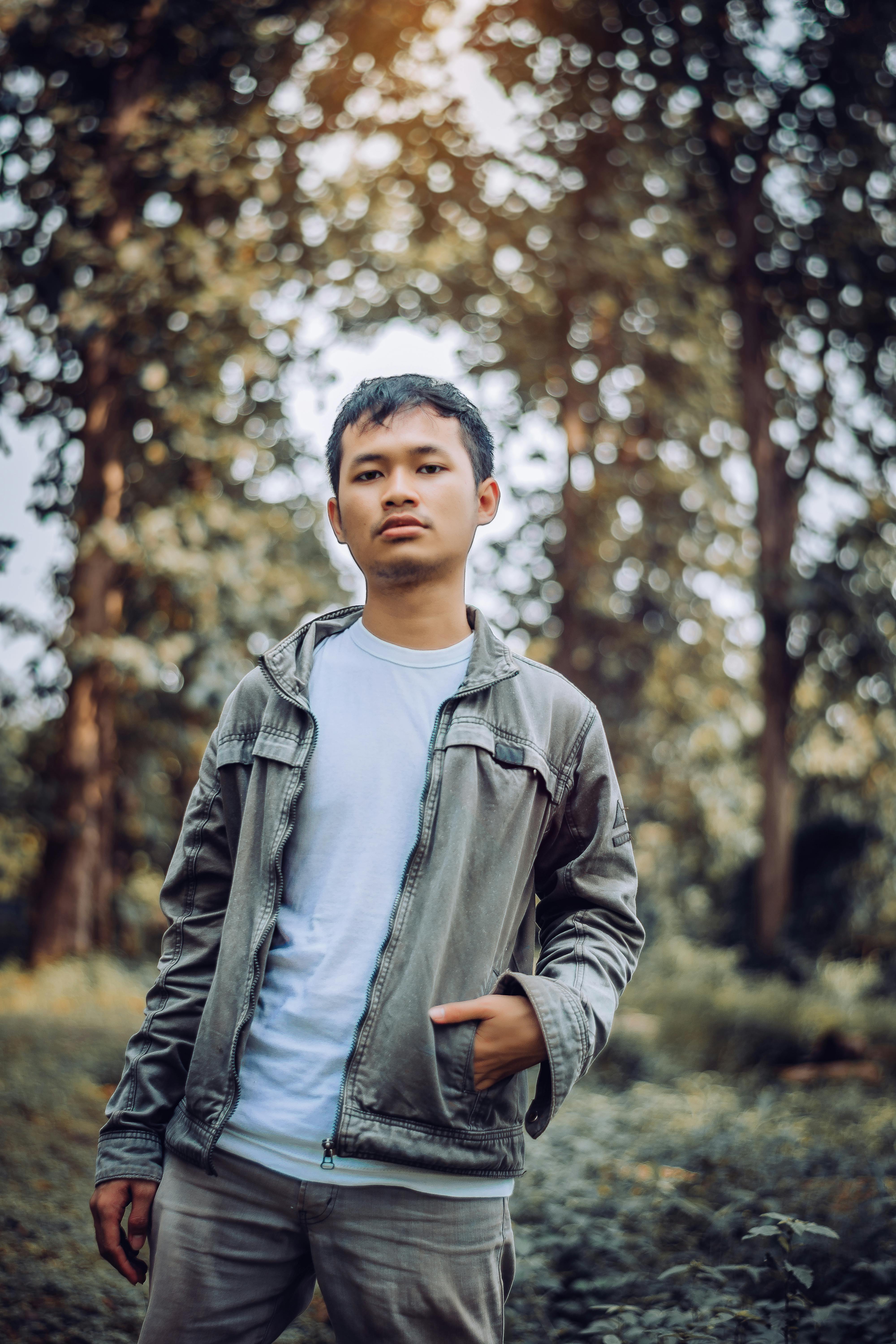 Side View Photography of Man While Closing His Eyes · Free Stock Photo