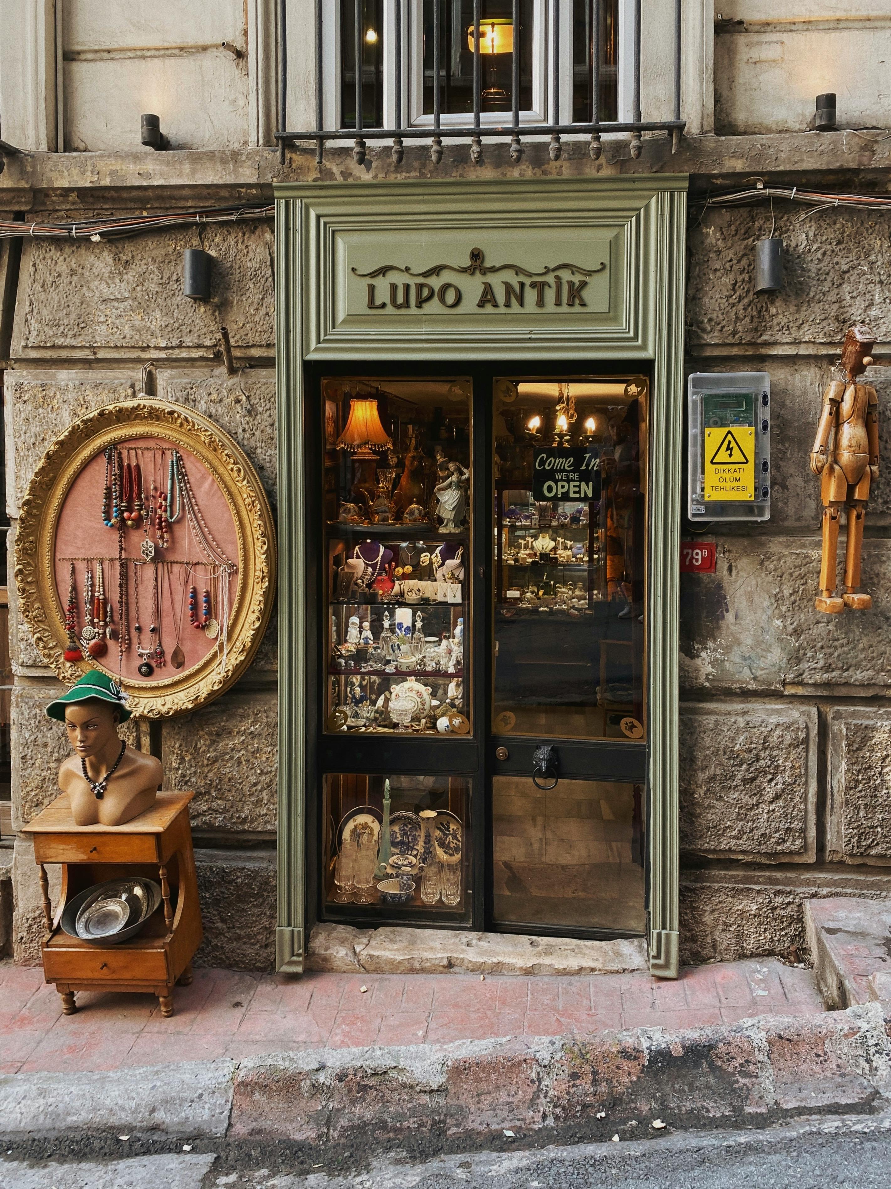 Antique Store in Istanbul, Turkey · Free Stock Photo