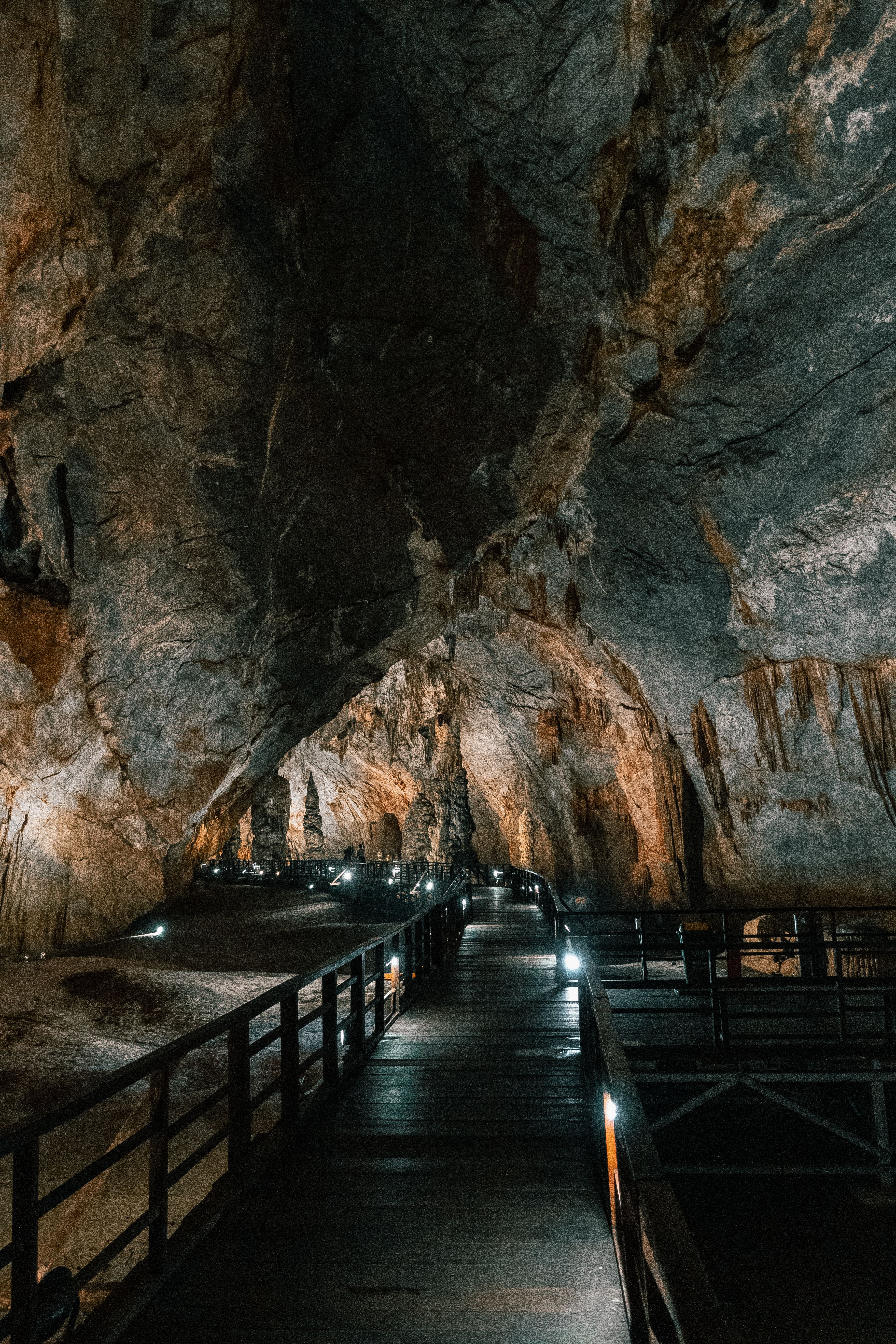 Walkway in Cave · Free Stock Photo