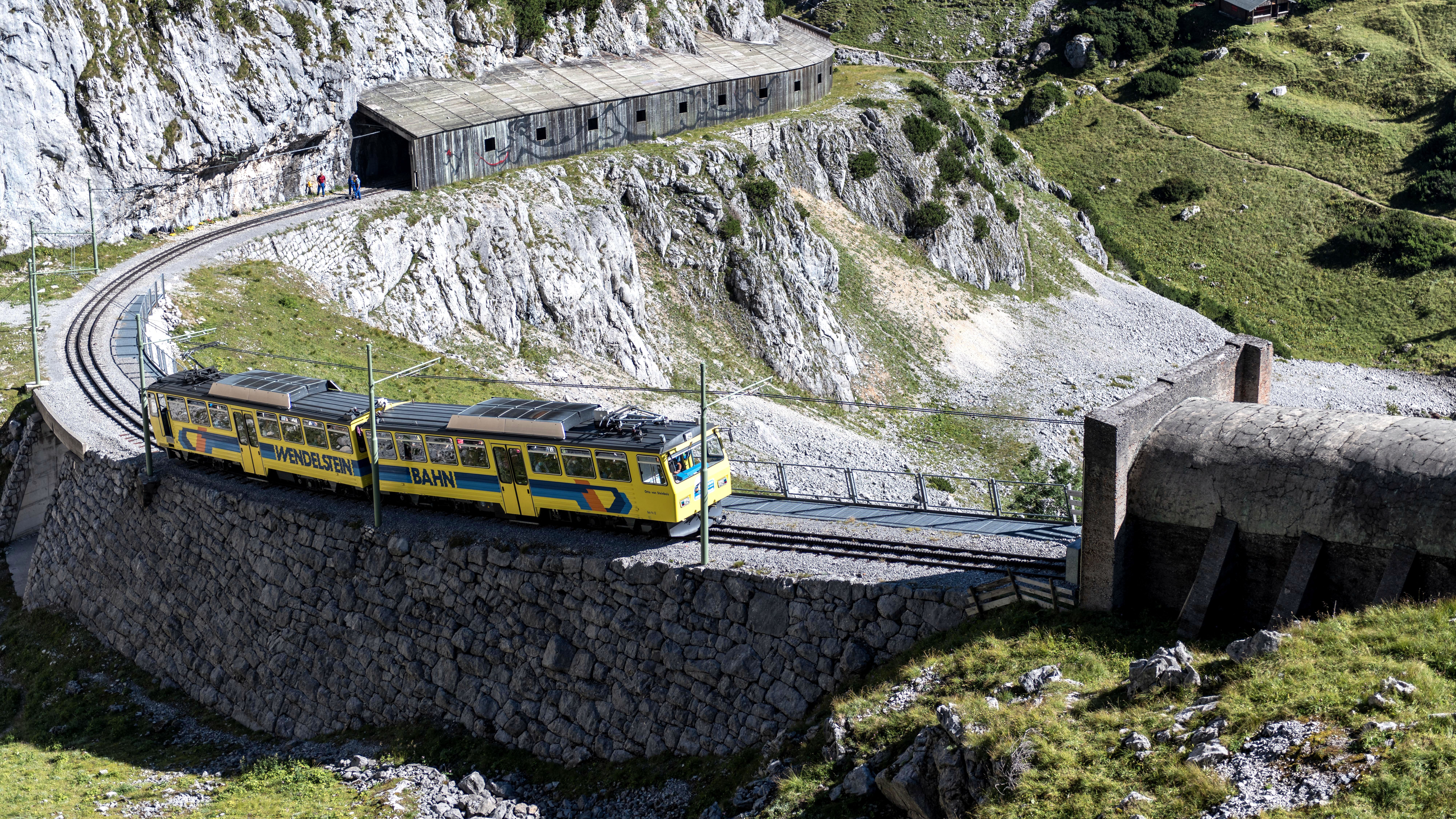 Kostenloses Foto zum Thema: @draussen, abenteuer, alpin, bahnfahrt ...