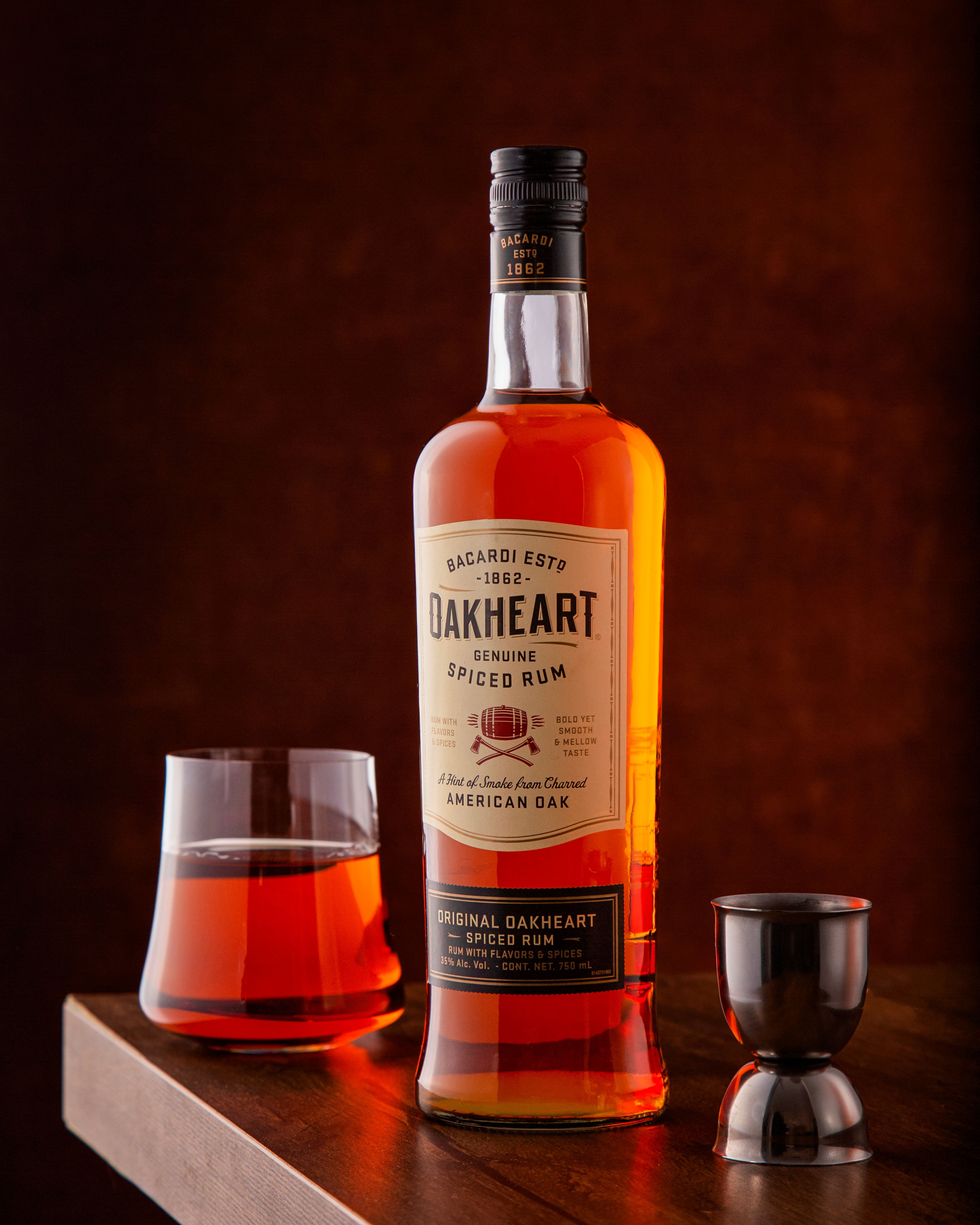 Bottle and Glasses of Rum · Free Stock Photo