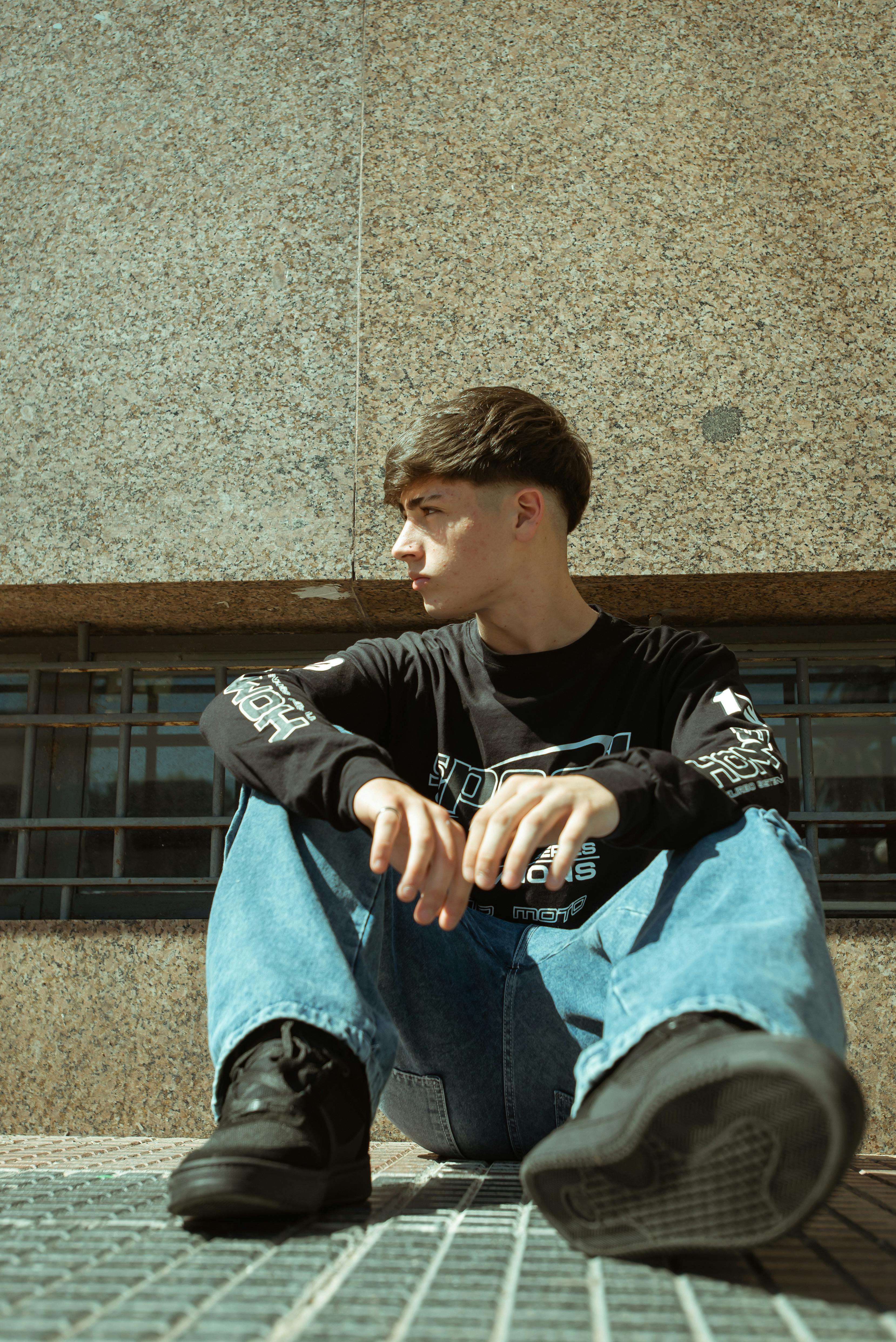 Model Sitting On the Floor · Free Stock Photo
