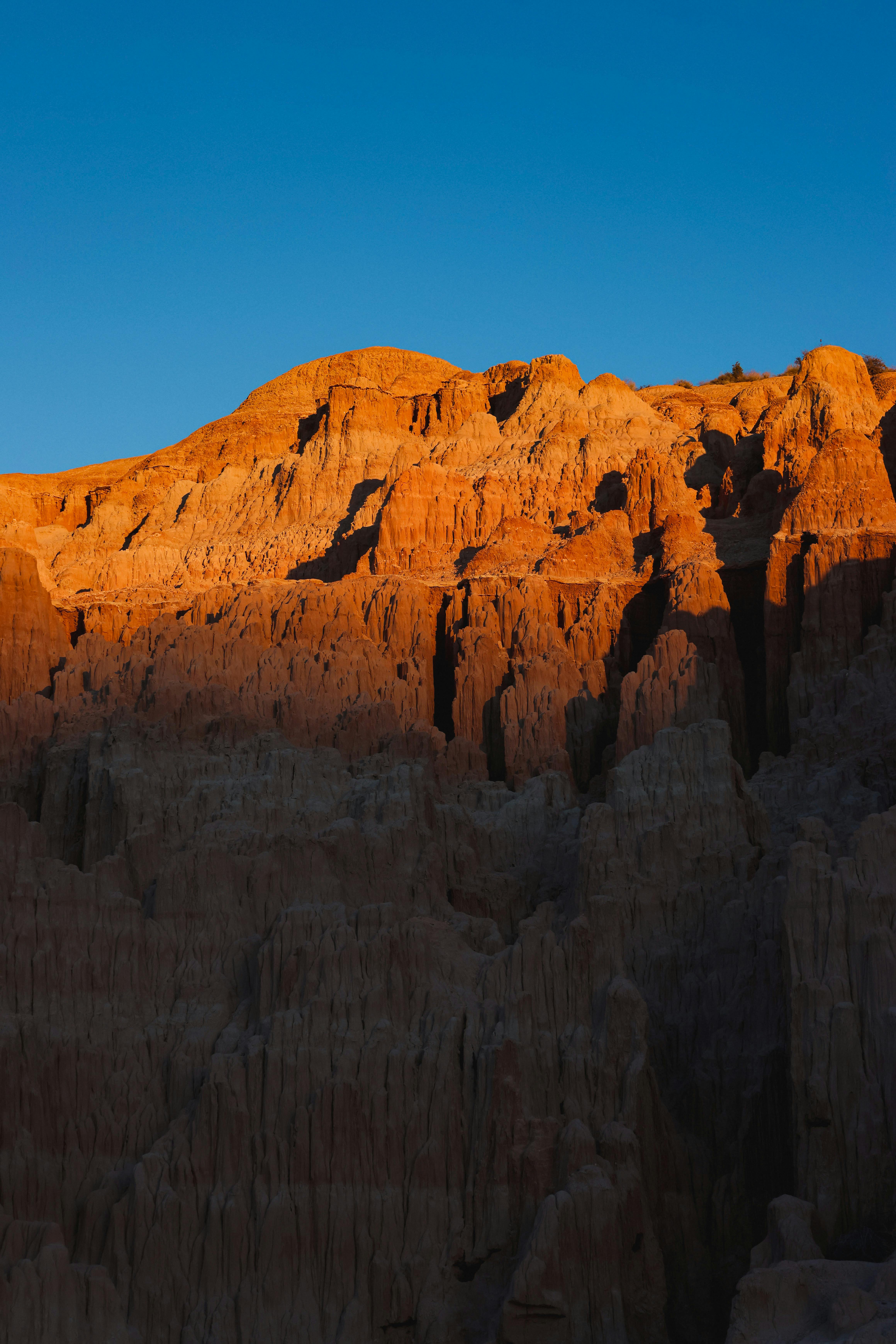 Dry Orange Cliffs · Free Stock Photo