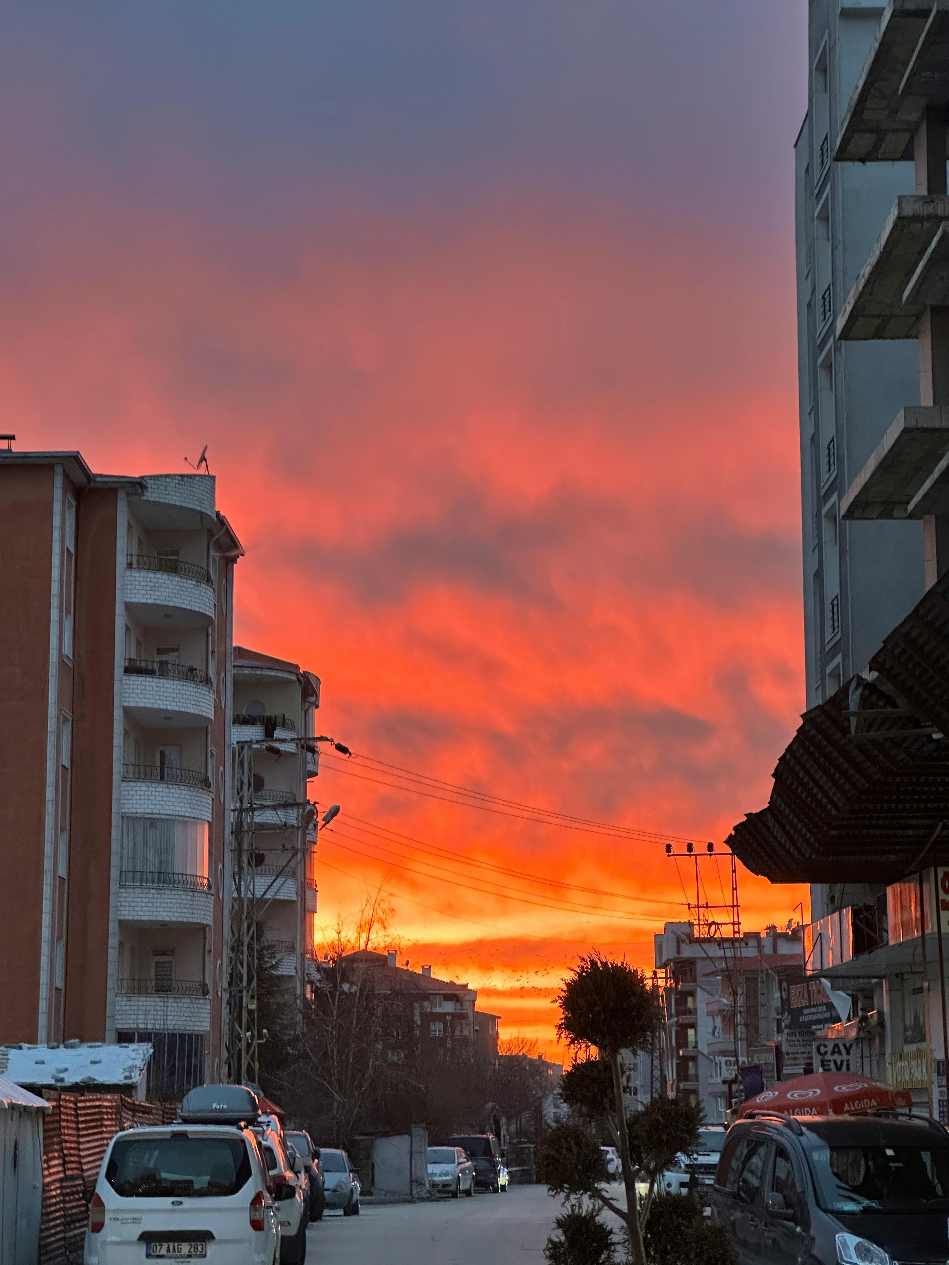 Red Sky over City Street at Sunset · Free Stock Photo