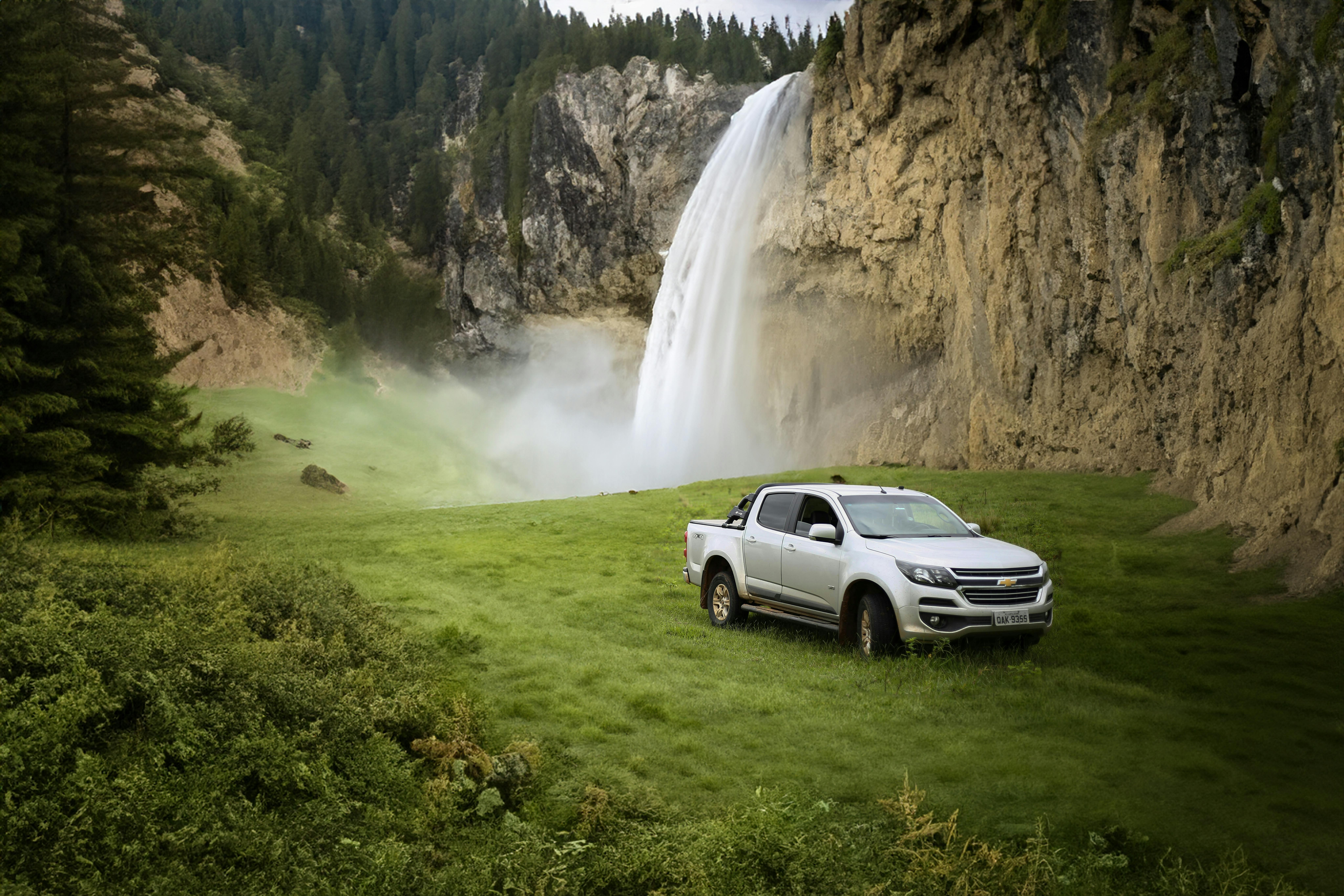 A Car in Wilderness · Free Stock Photo