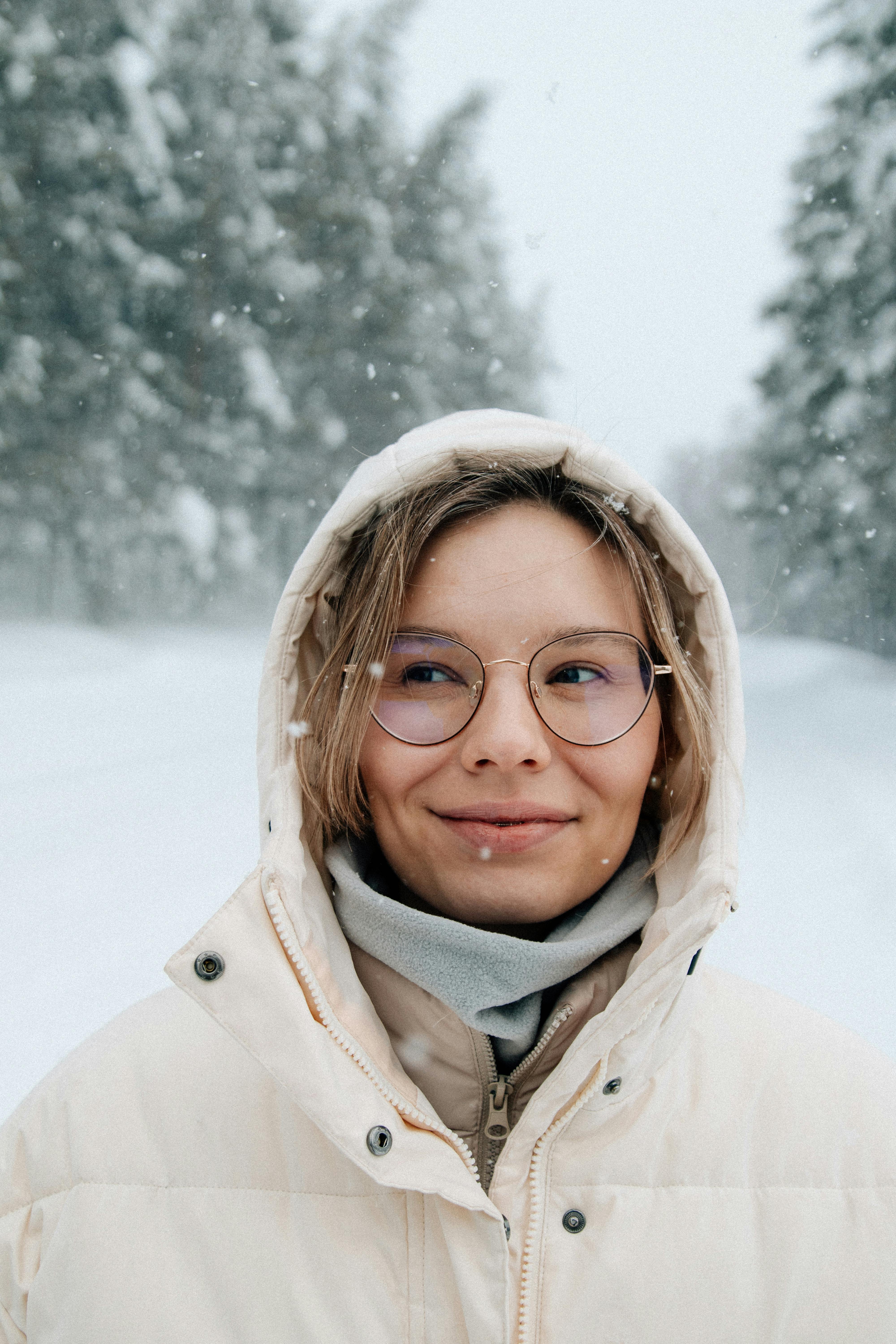 Лучшие фото (200 000+) по запросу «Smile Coldly» · Скачивайте ...