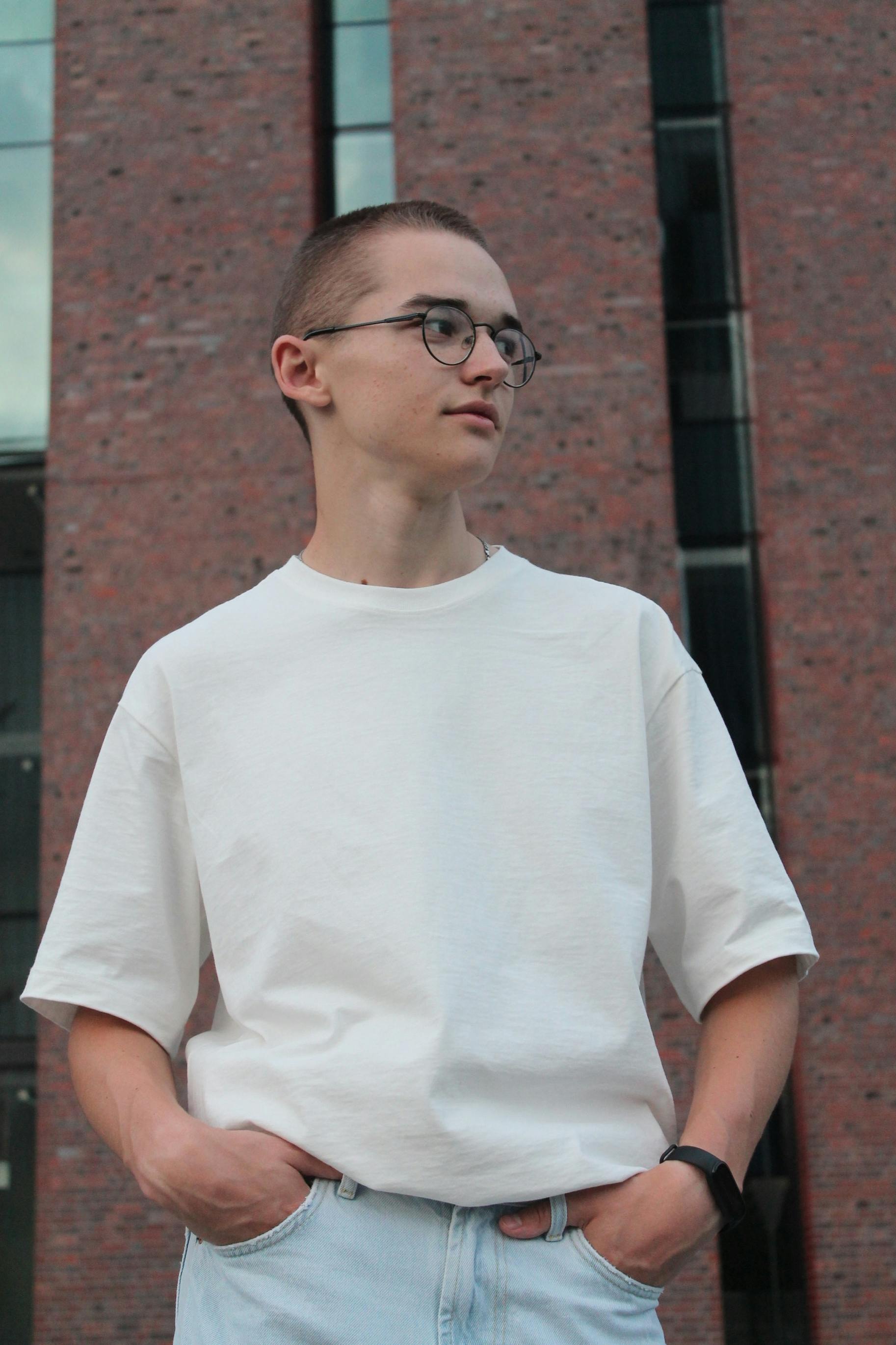 A Gril Look Skay Nigth Photos, Download The BEST Free A Gril Look Skay Nigth Stock Photos & HD ...