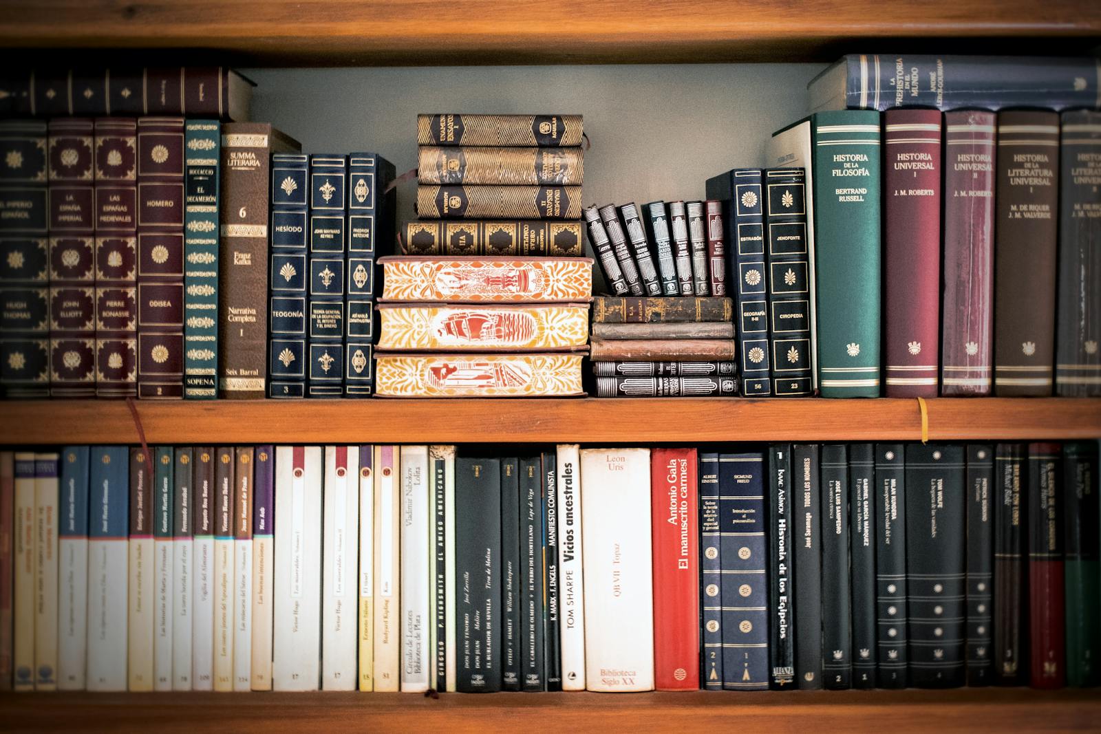 Bookshelf Photos, Download The BEST Free Bookshelf Stock Photos & HD Images