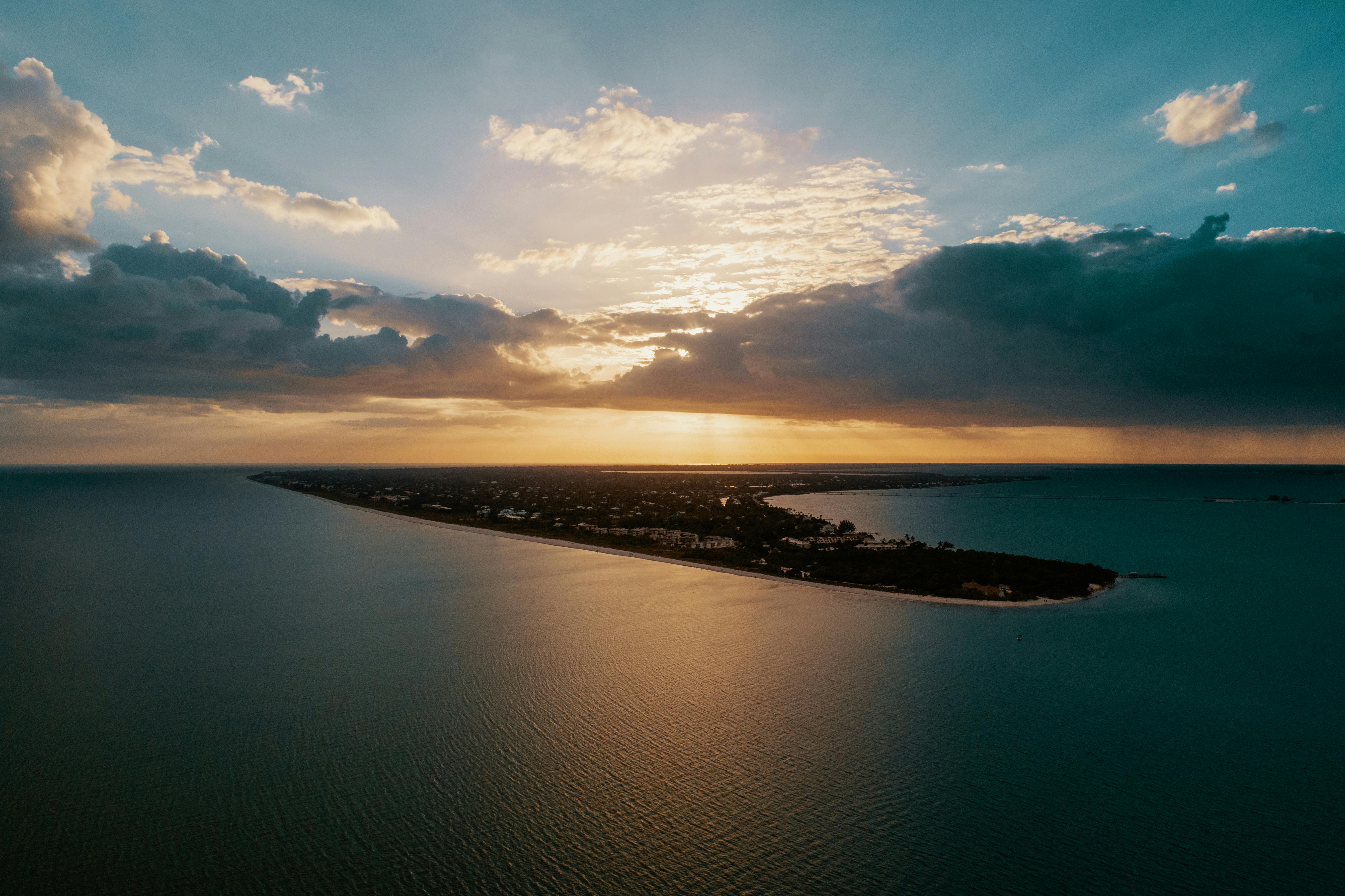 Bird's Eye Photography of Island · Free Stock Photo