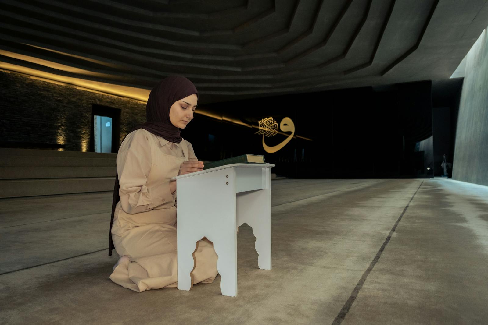 Lectern Photos, Download The BEST Free Lectern Stock Photos & HD Images