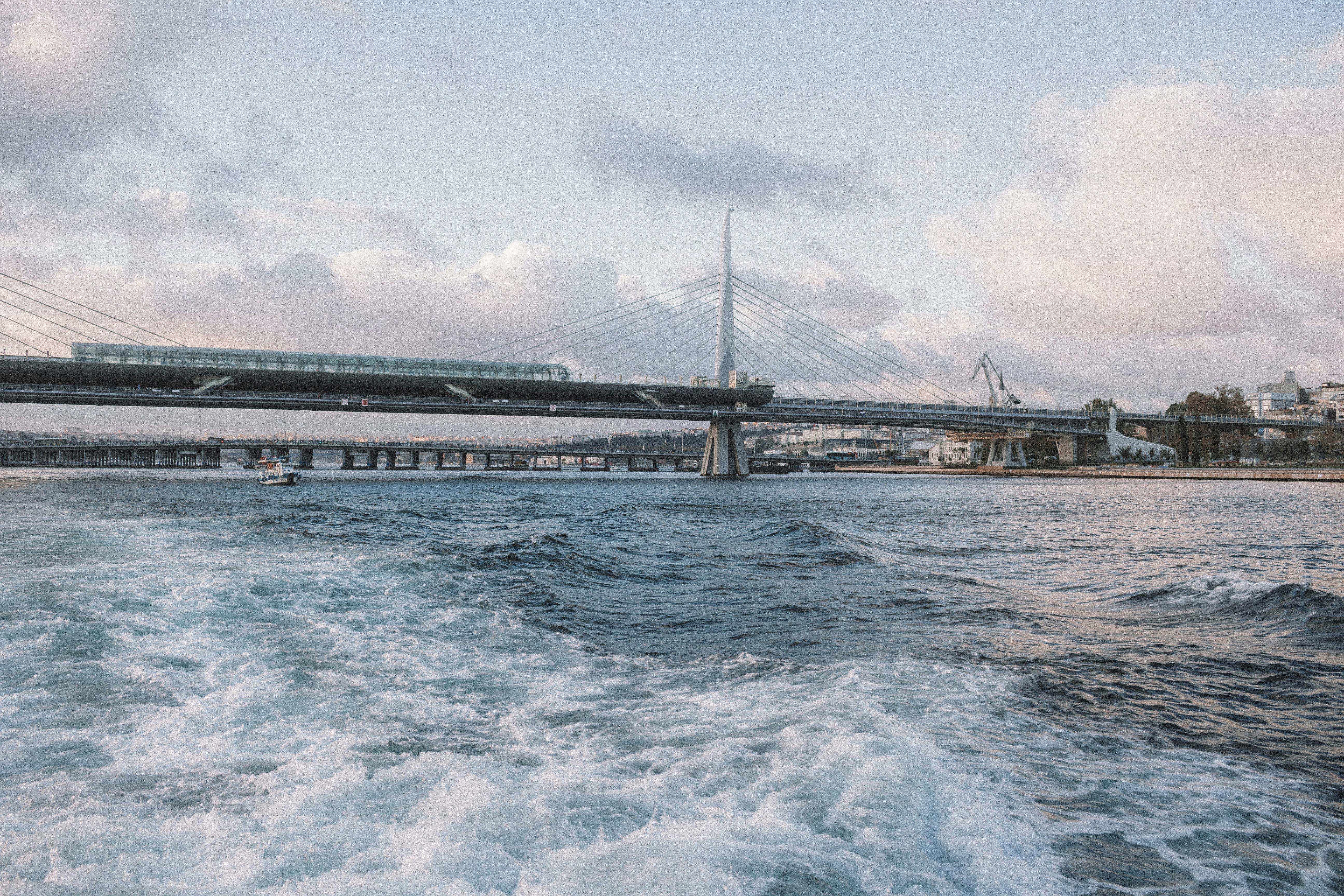 Ocean Wave Scenery · Free Stock Photo