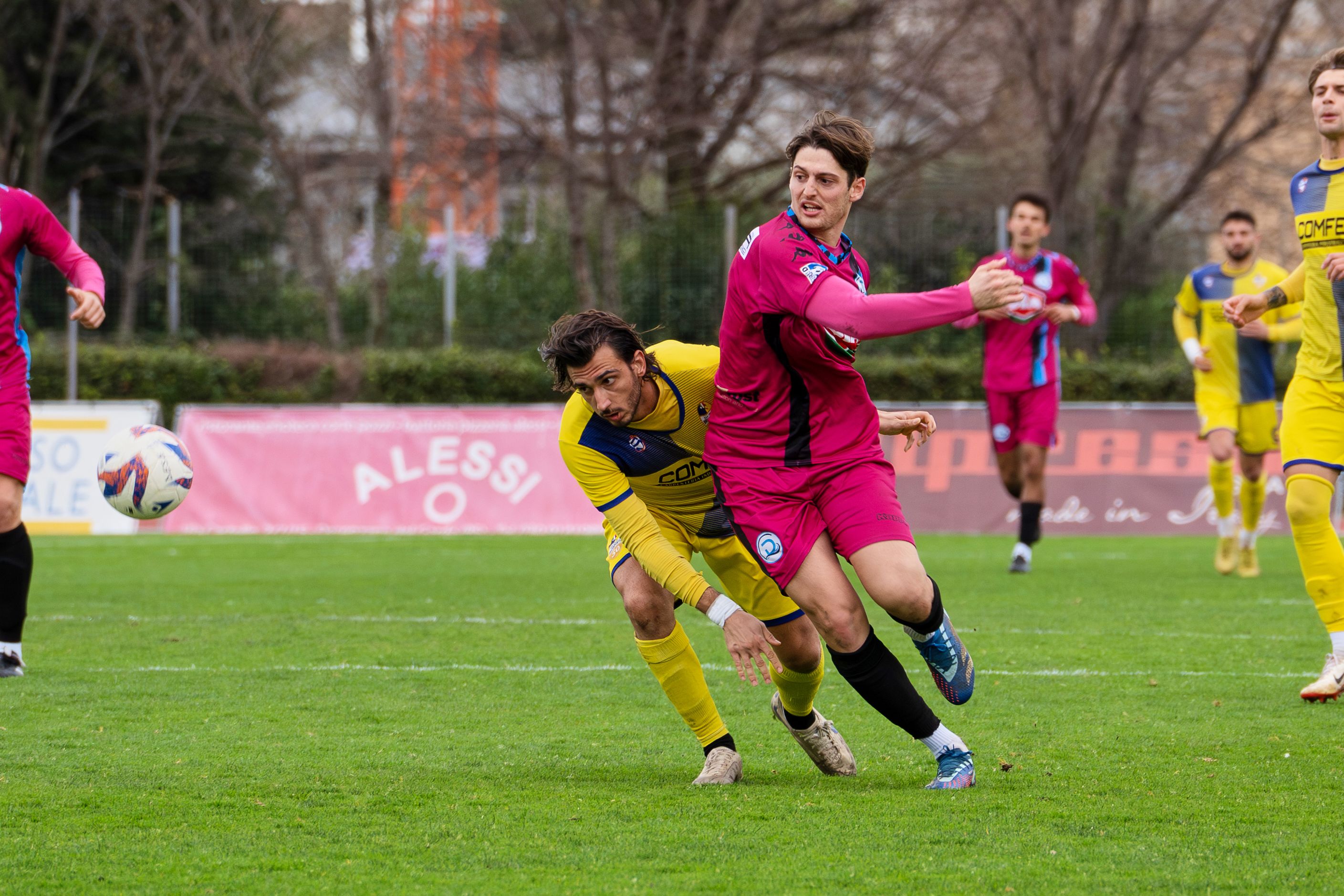 Foot Ball Man Photos, Download The BEST Free Foot Ball Man Stock Photos ...
