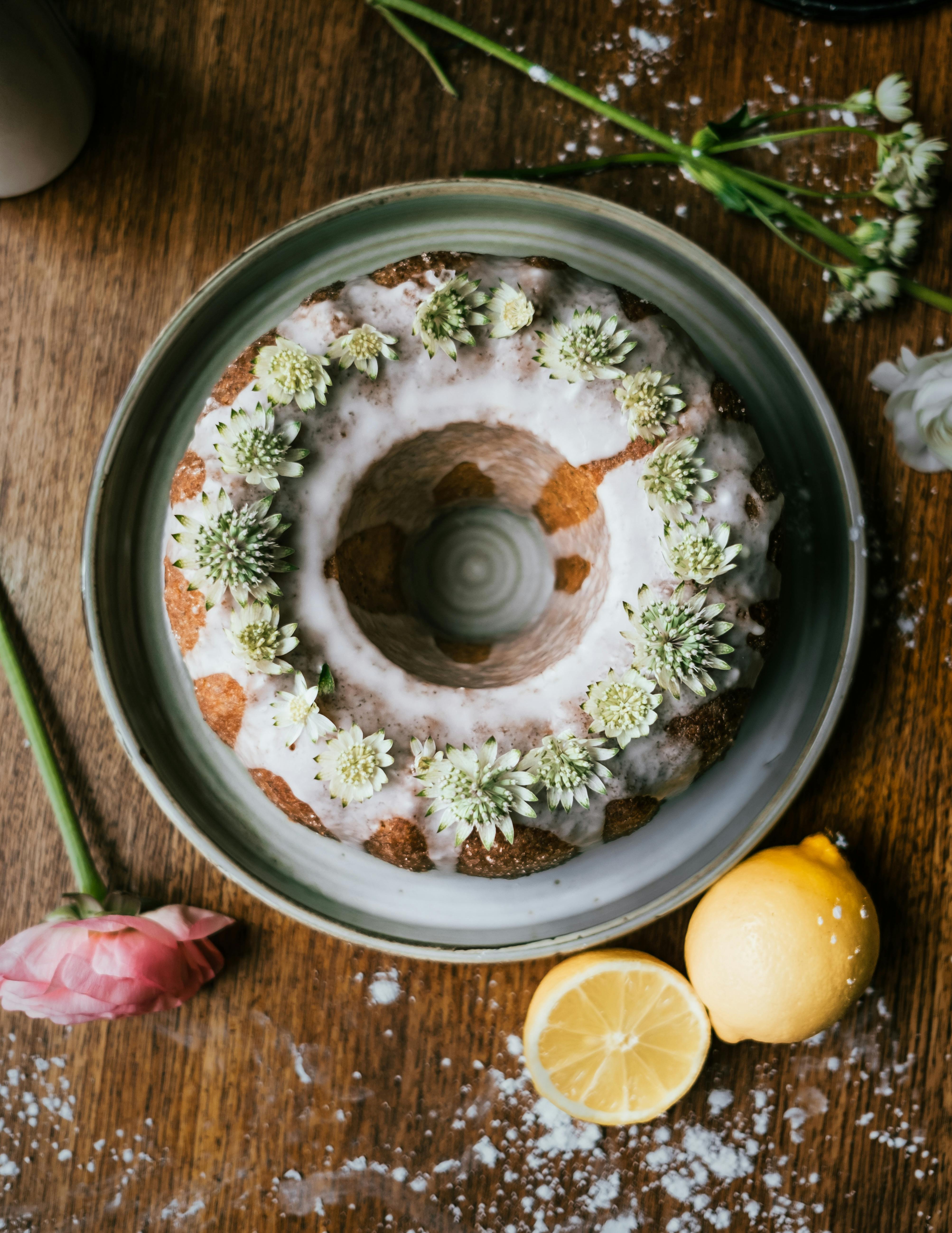 Cake with Icing in Overhead View · Free Stock Photo