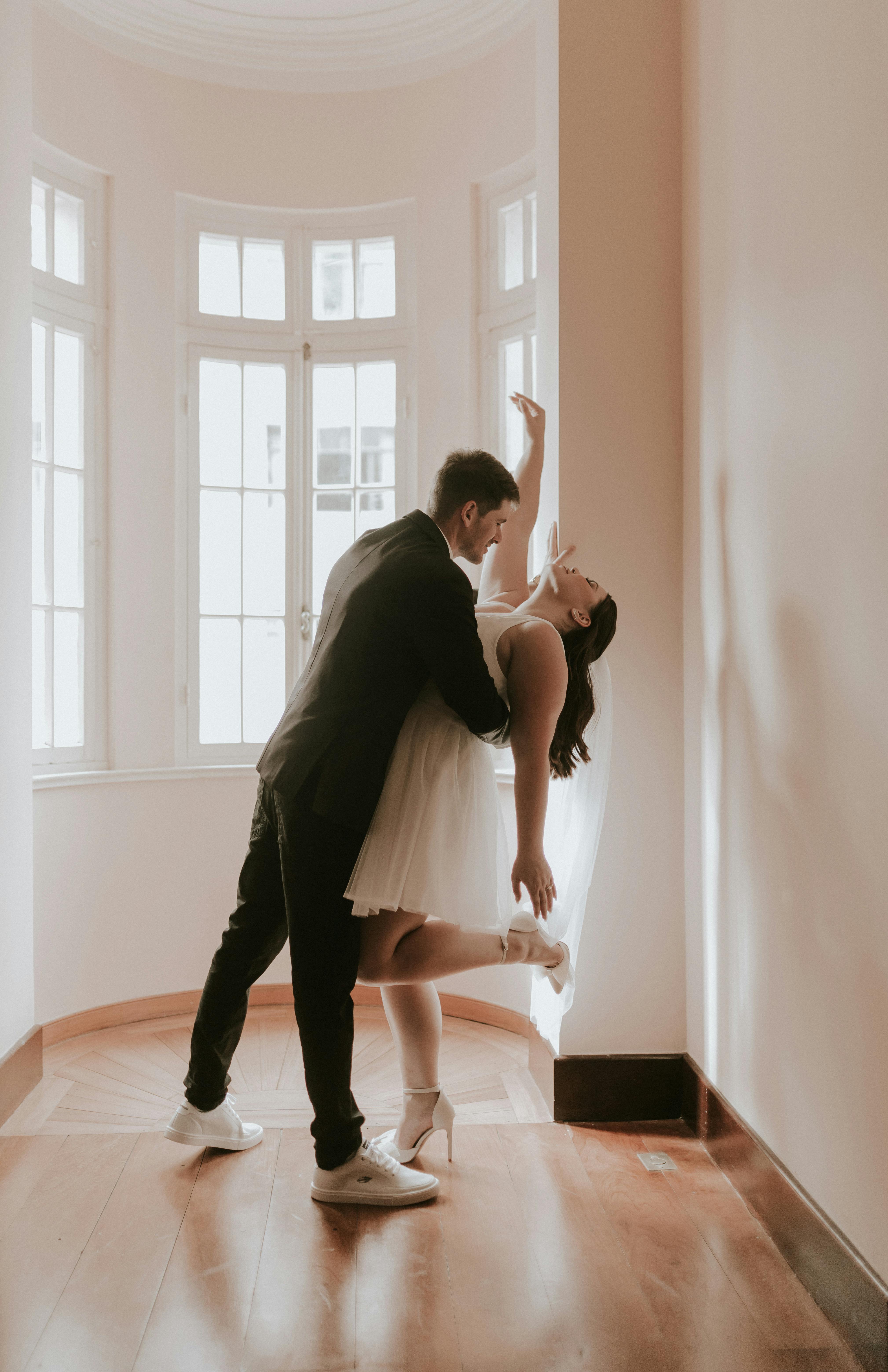 Couple Dancing in a Hall · Free Stock Photo
