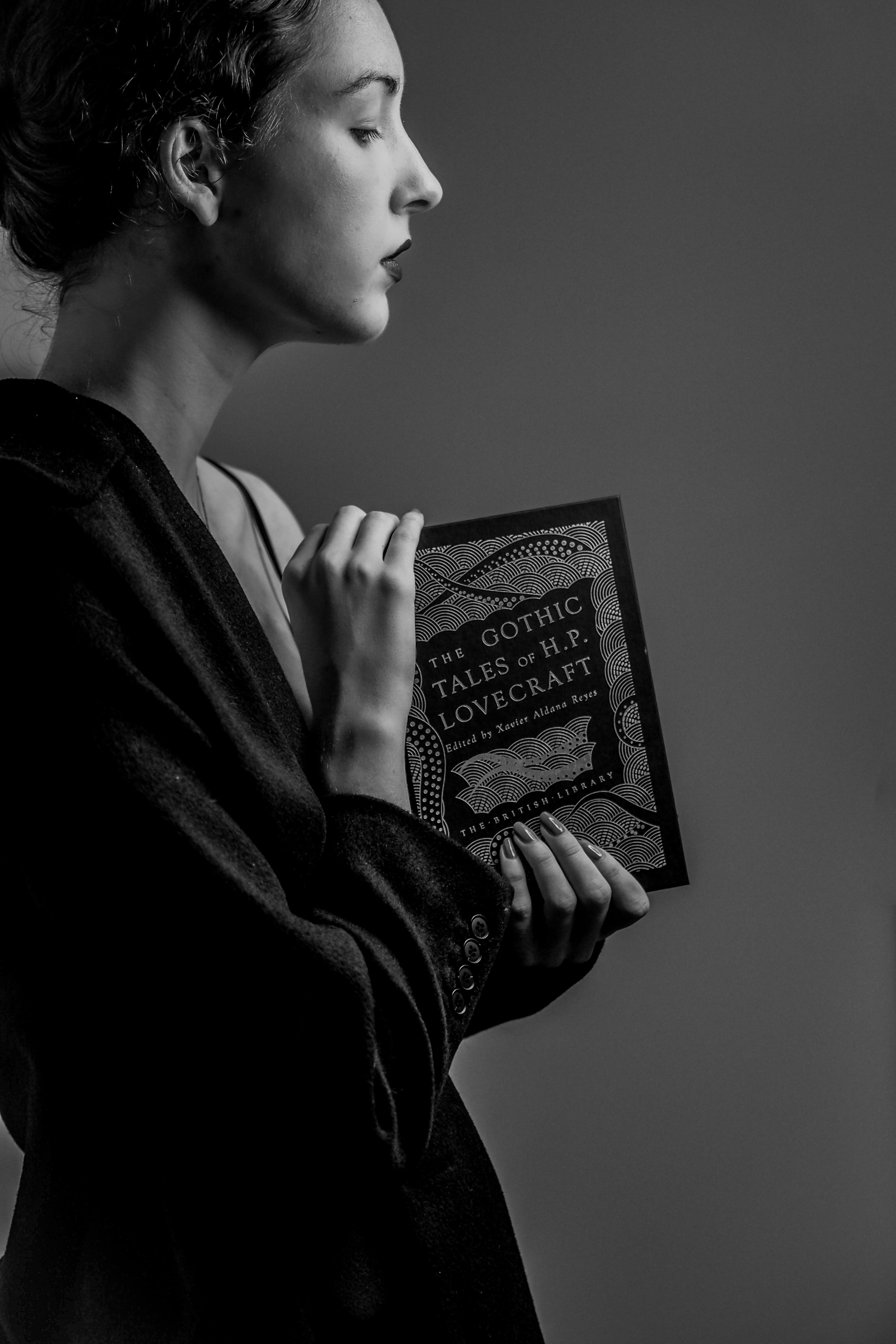 Portfolio Person Photos, Download The BEST Free Portfolio Person Stock ...