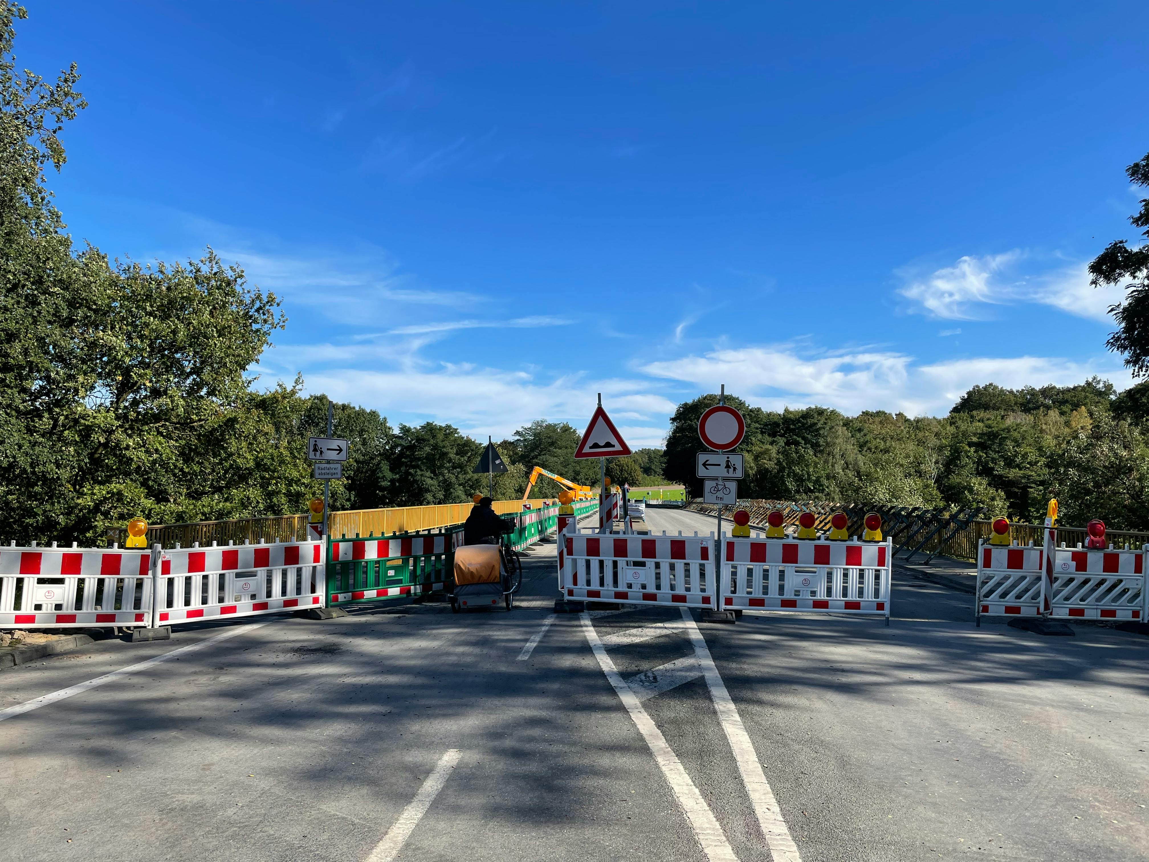 Temporary Roadworks Photos, Download The BEST Free Temporary Roadworks ...