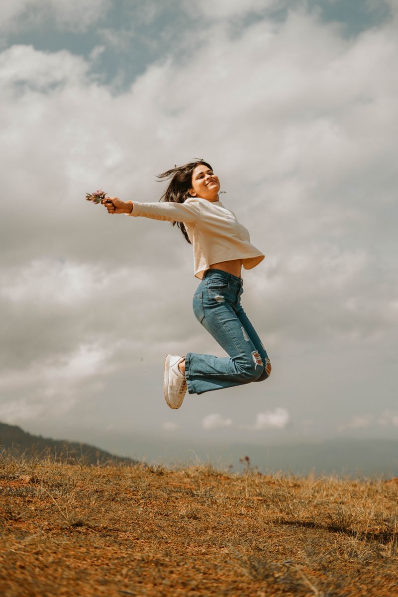 Girl Jumping Photos, Download The BEST Free Girl Jumping Stock Photos ...