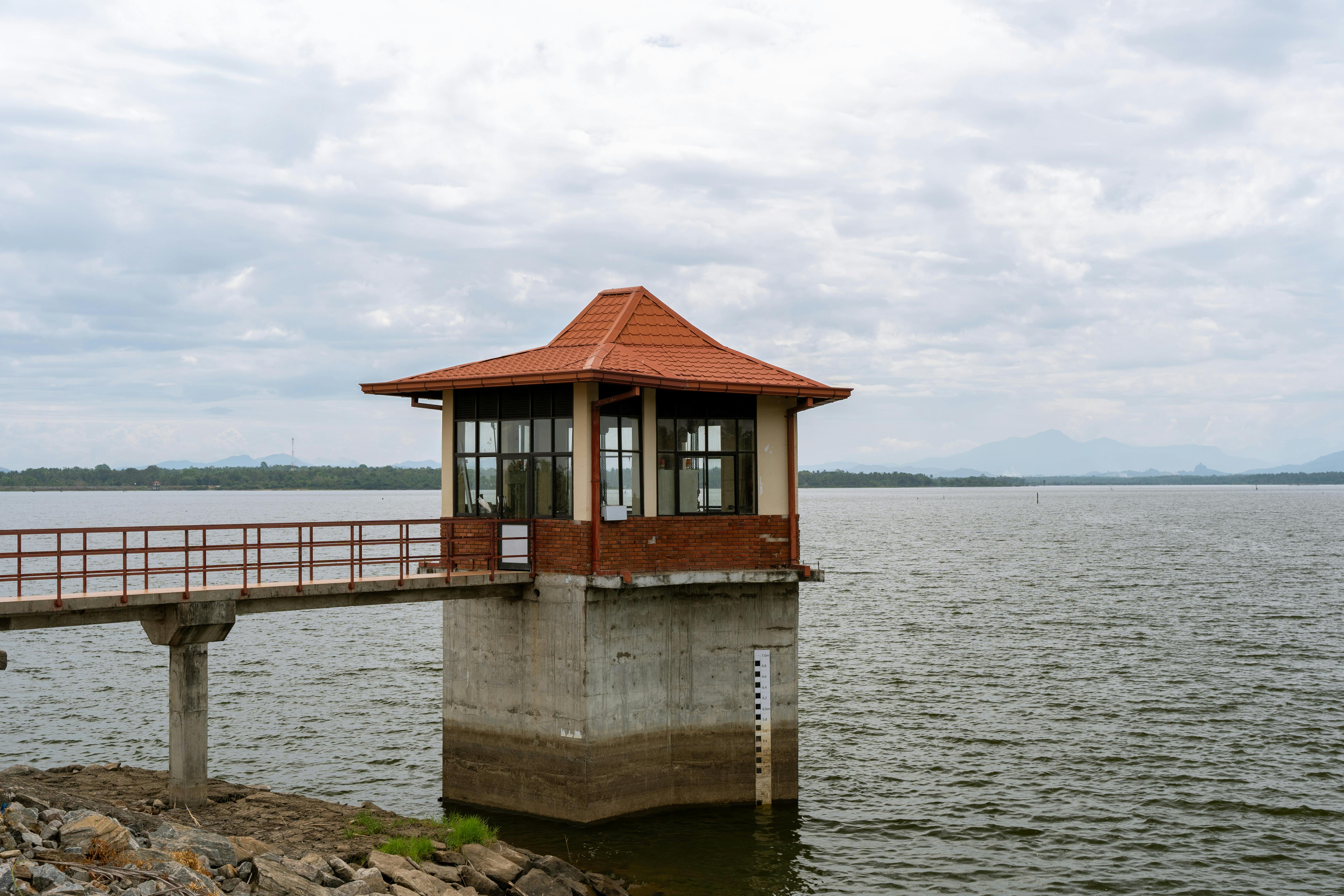 Wooden Pier by the Lake · Free Stock Photo