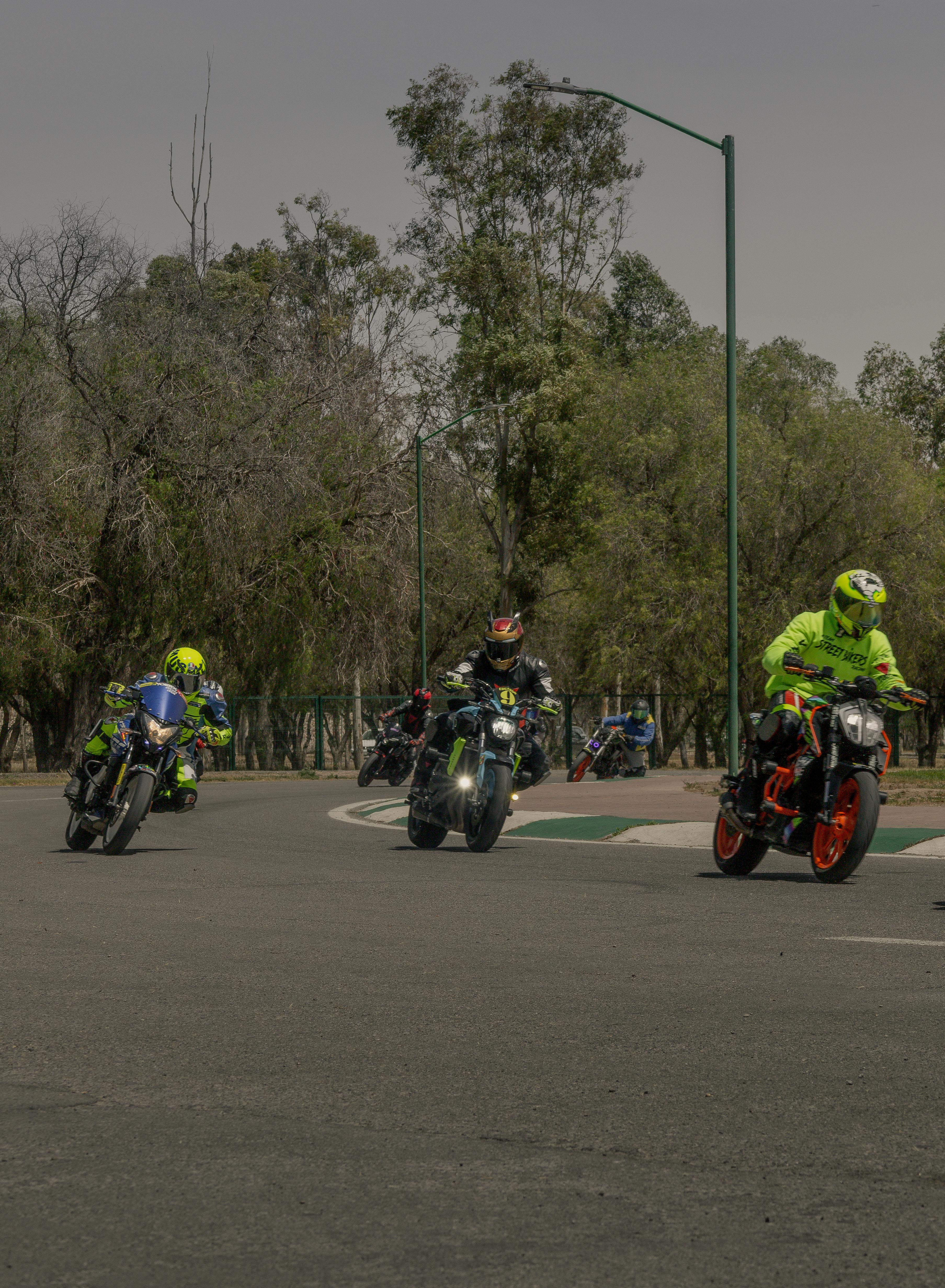 Men Riding Motorcycles on Track · Free Stock Photo