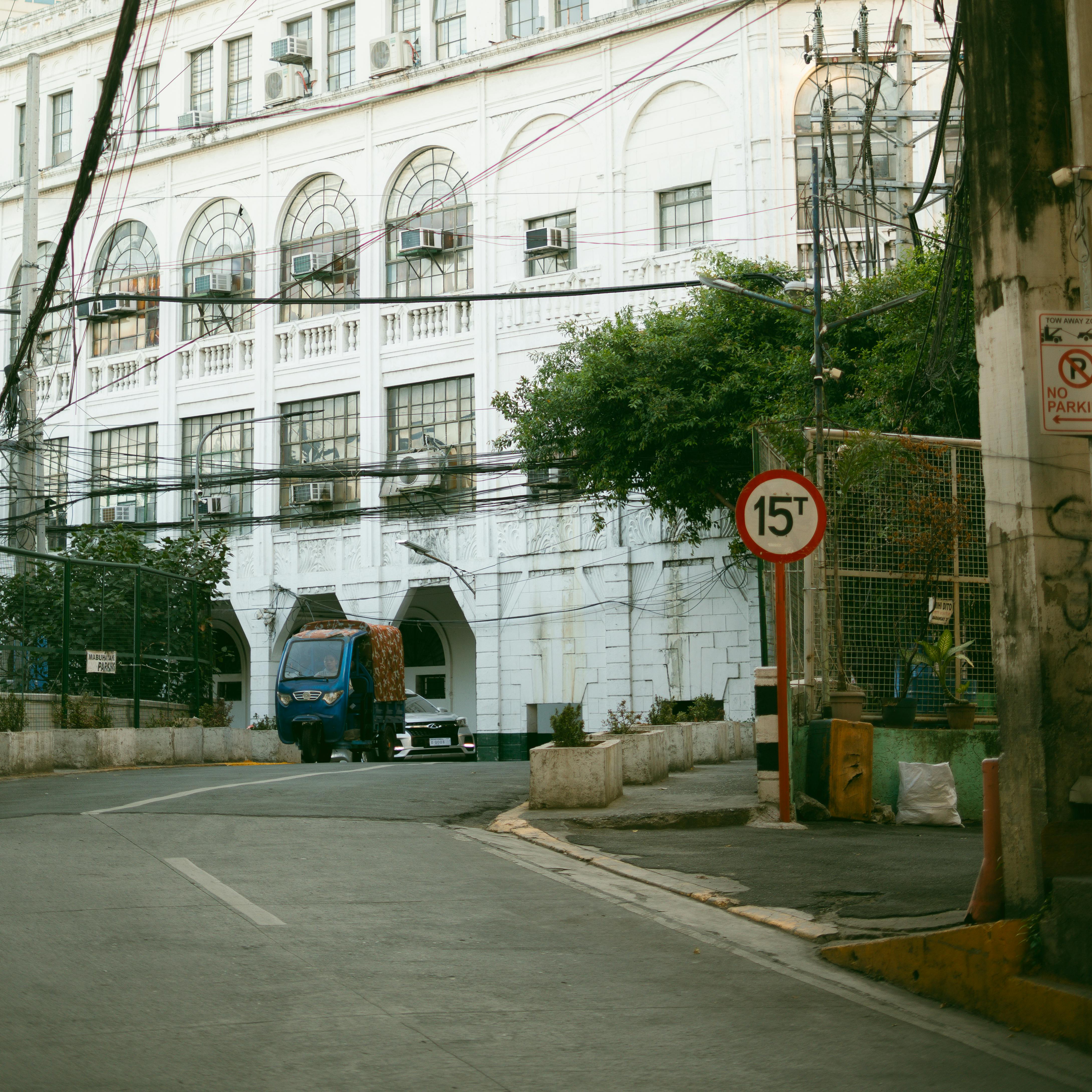 15t Sign Photos, Download The BEST Free 15t Sign Stock Photos & HD Images