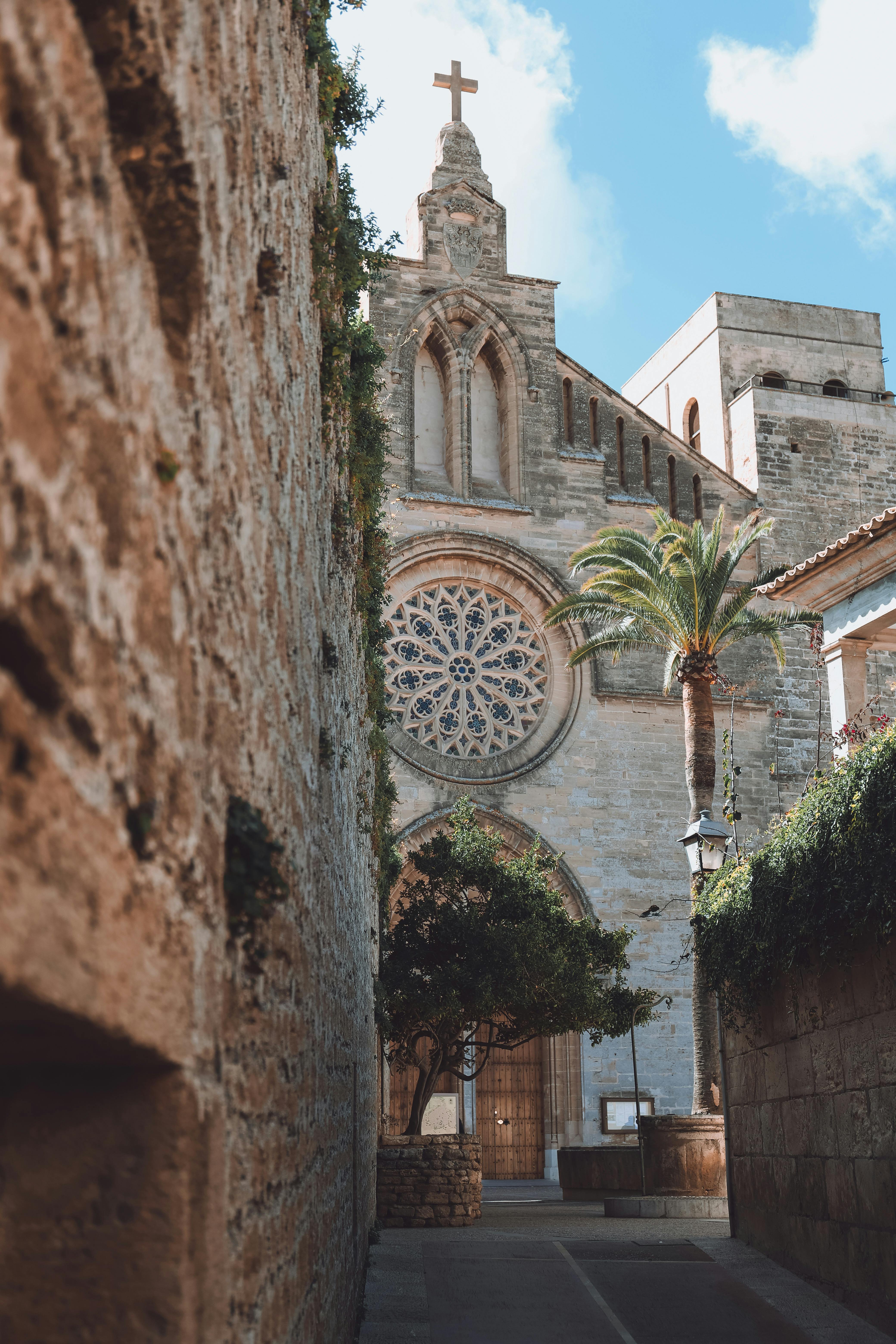 Saint Jacob Church in Spain · Free Stock Photo