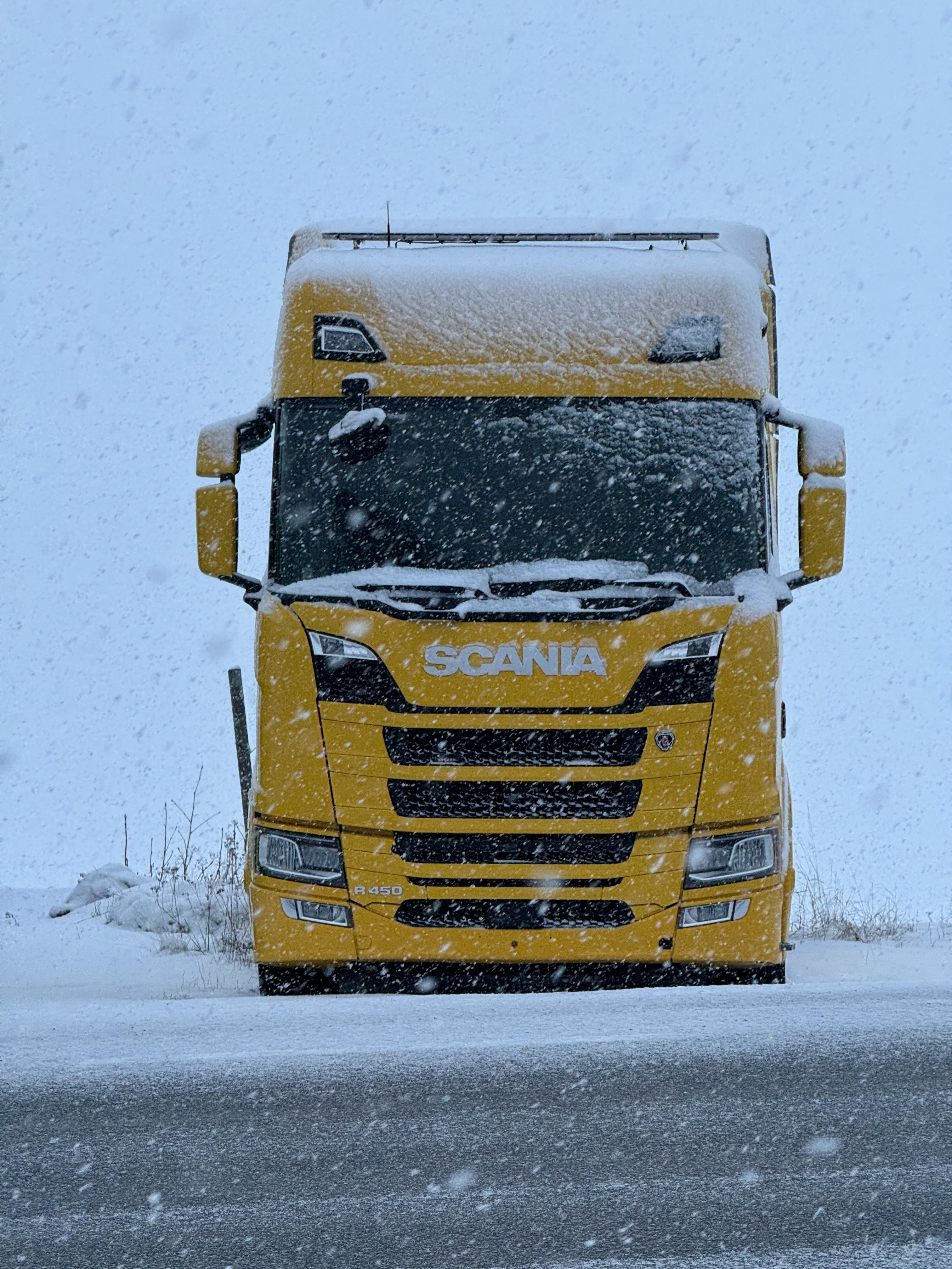 Frozen Ice Truck Photos, Download The BEST Free Frozen Ice Truck Stock ...