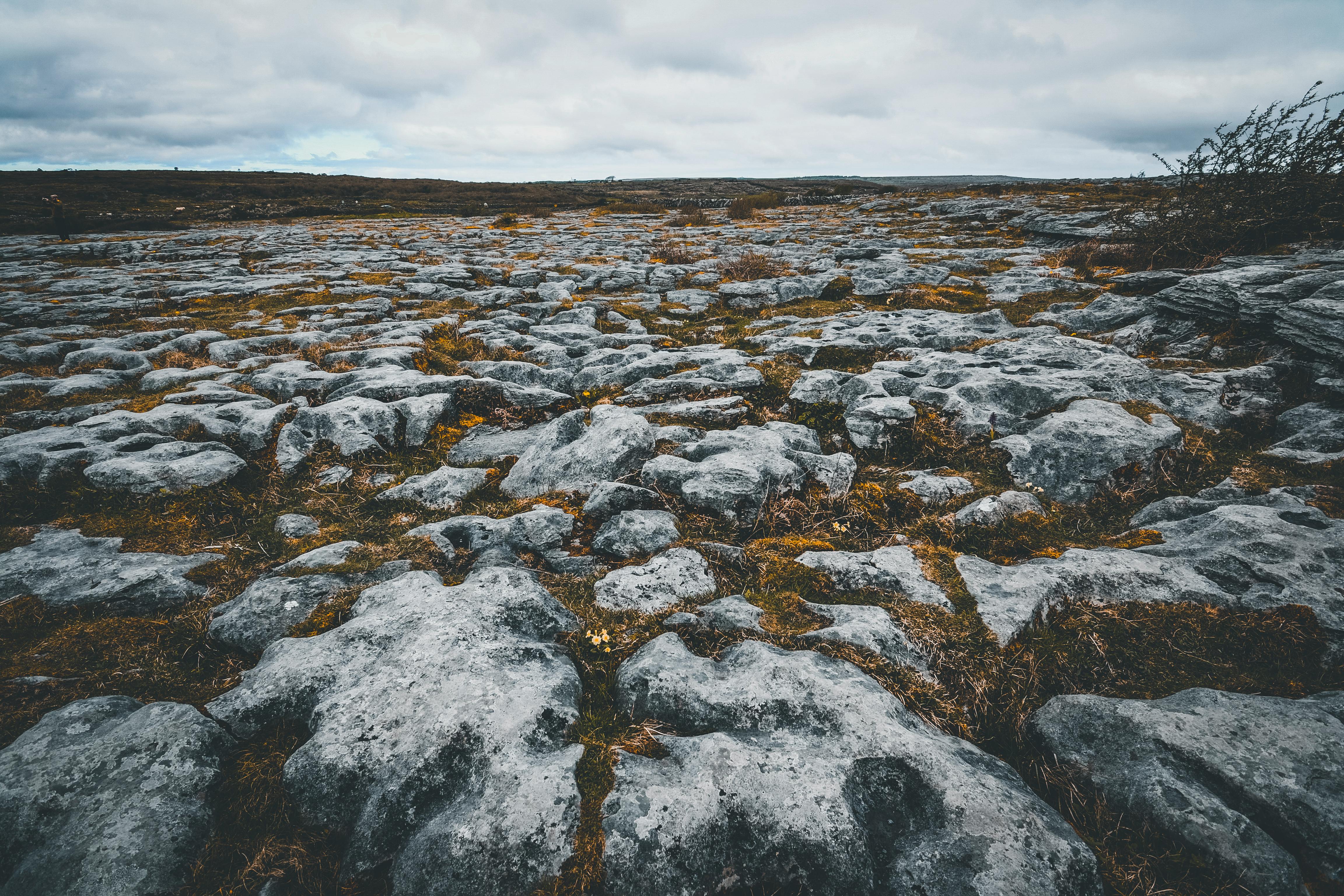 Barren Rocks in Countryside · Free Stock Photo