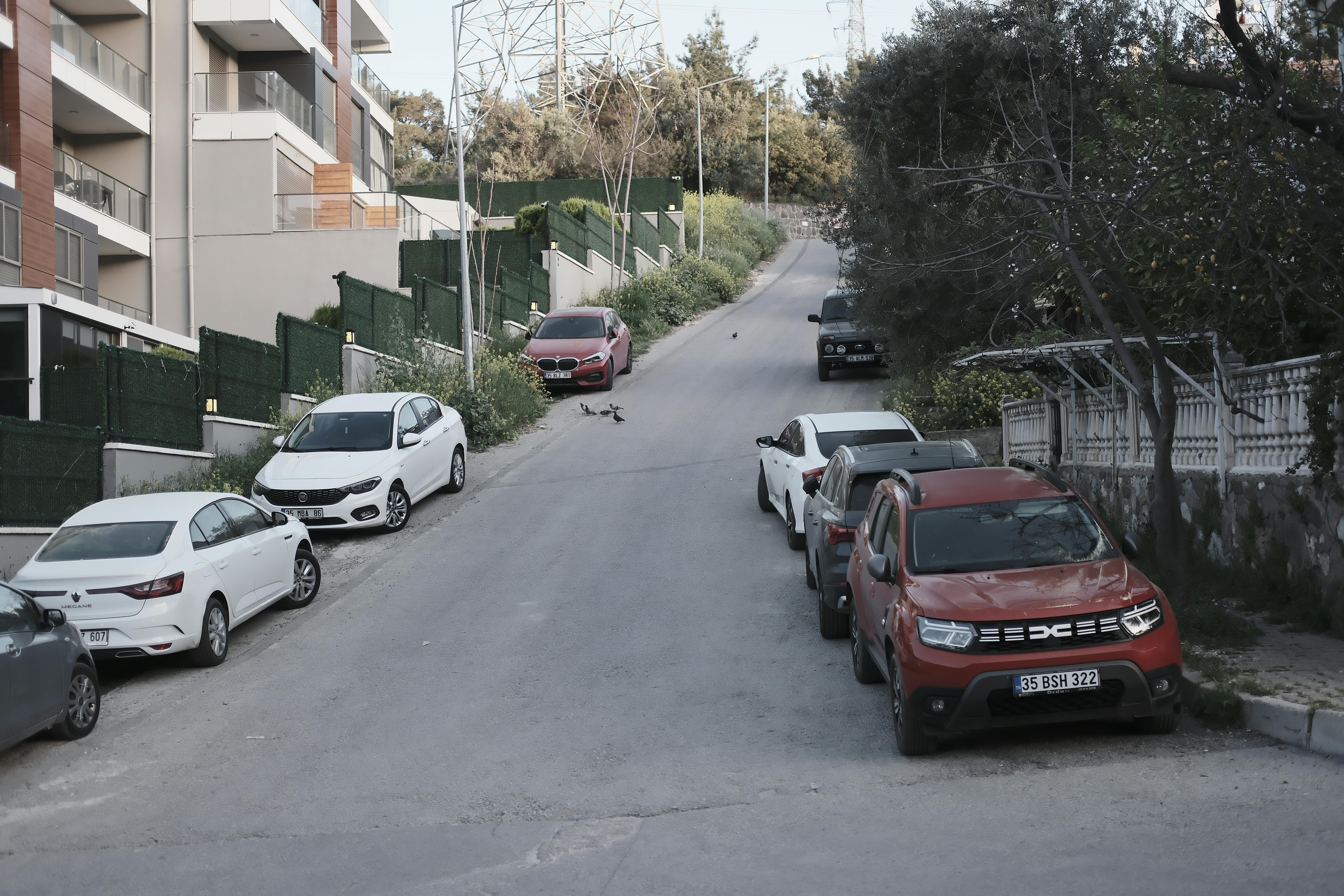 Cars Thumbnails Photos, Download The BEST Free Cars Thumbnails Stock ...