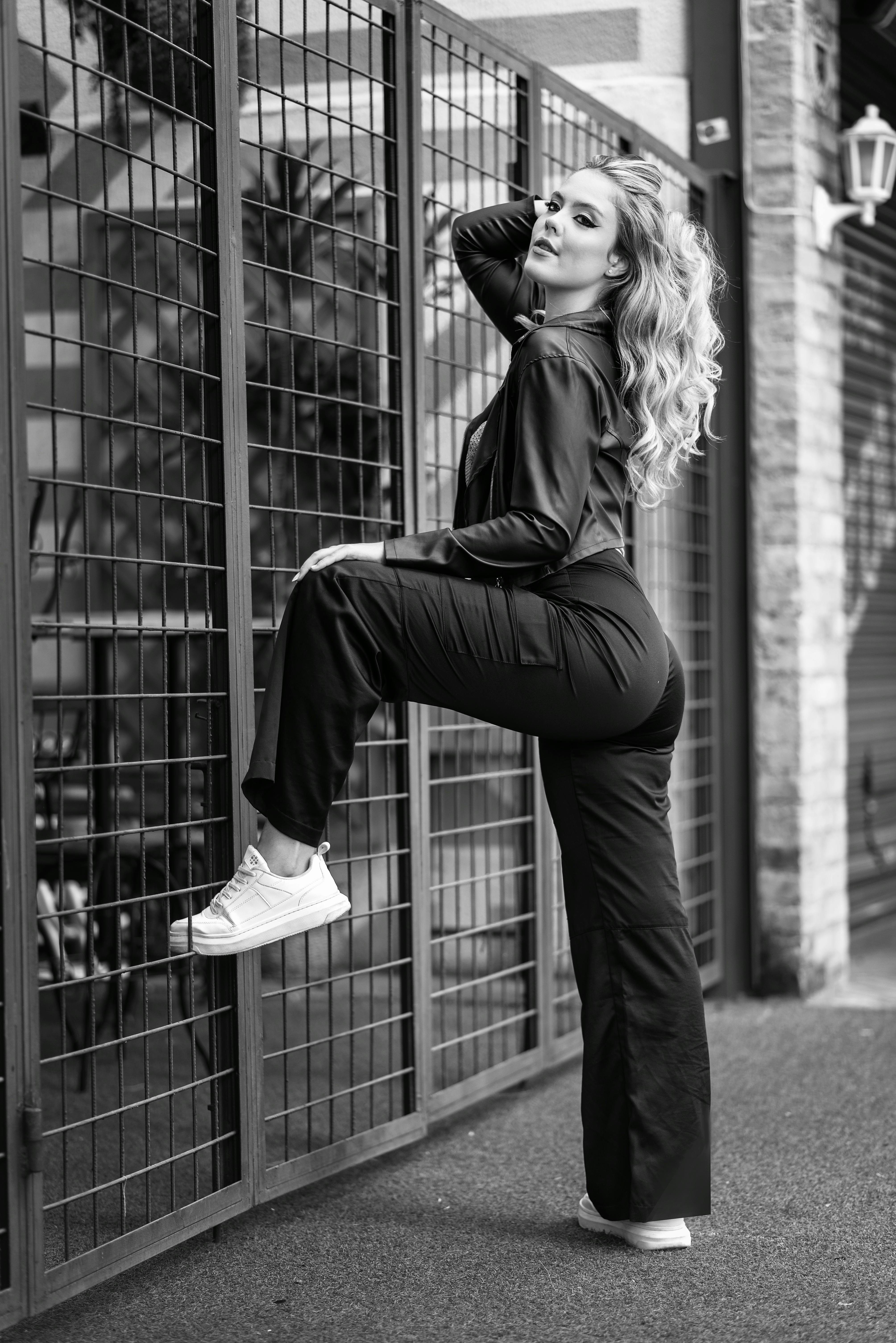 Apocalypse Fence Photos, Download The BEST Free Apocalypse Fence Stock ...