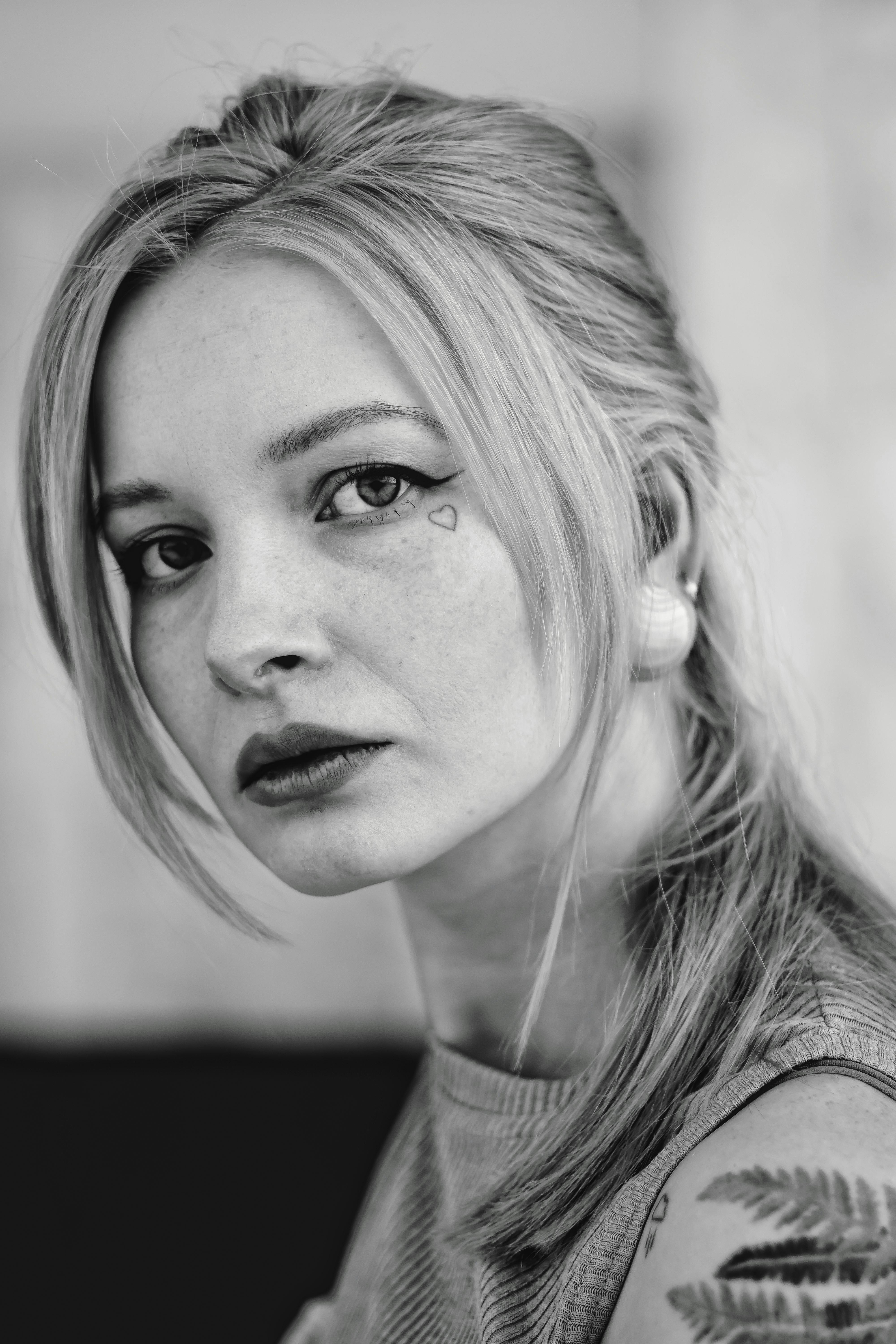 Face Portrait Photos, Download The BEST Free Face Portrait Stock Photos ...