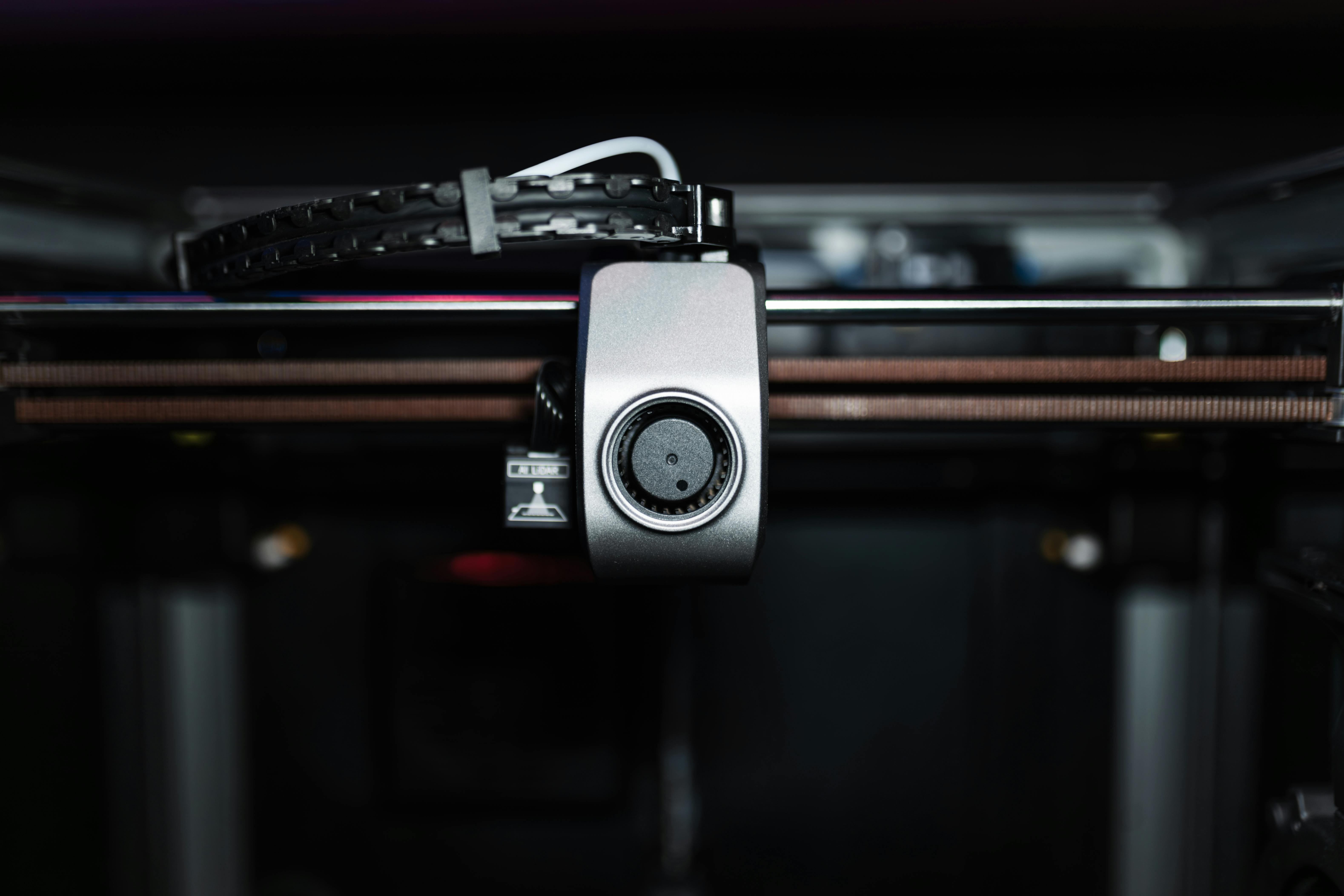 A camera is attached to a computer · Free Stock Photo