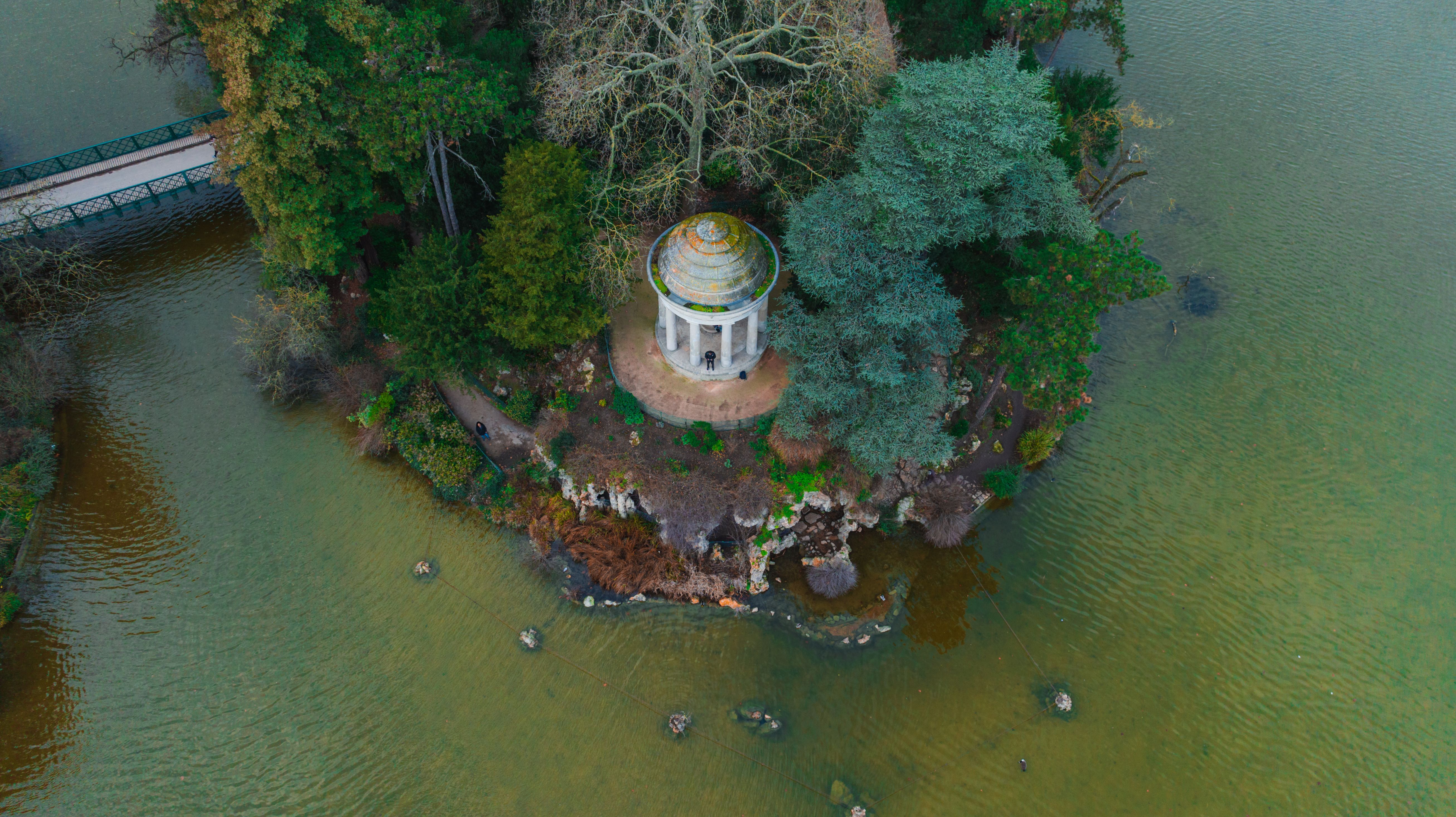 Top View of a Rotunda on an Island · Free Stock Photo